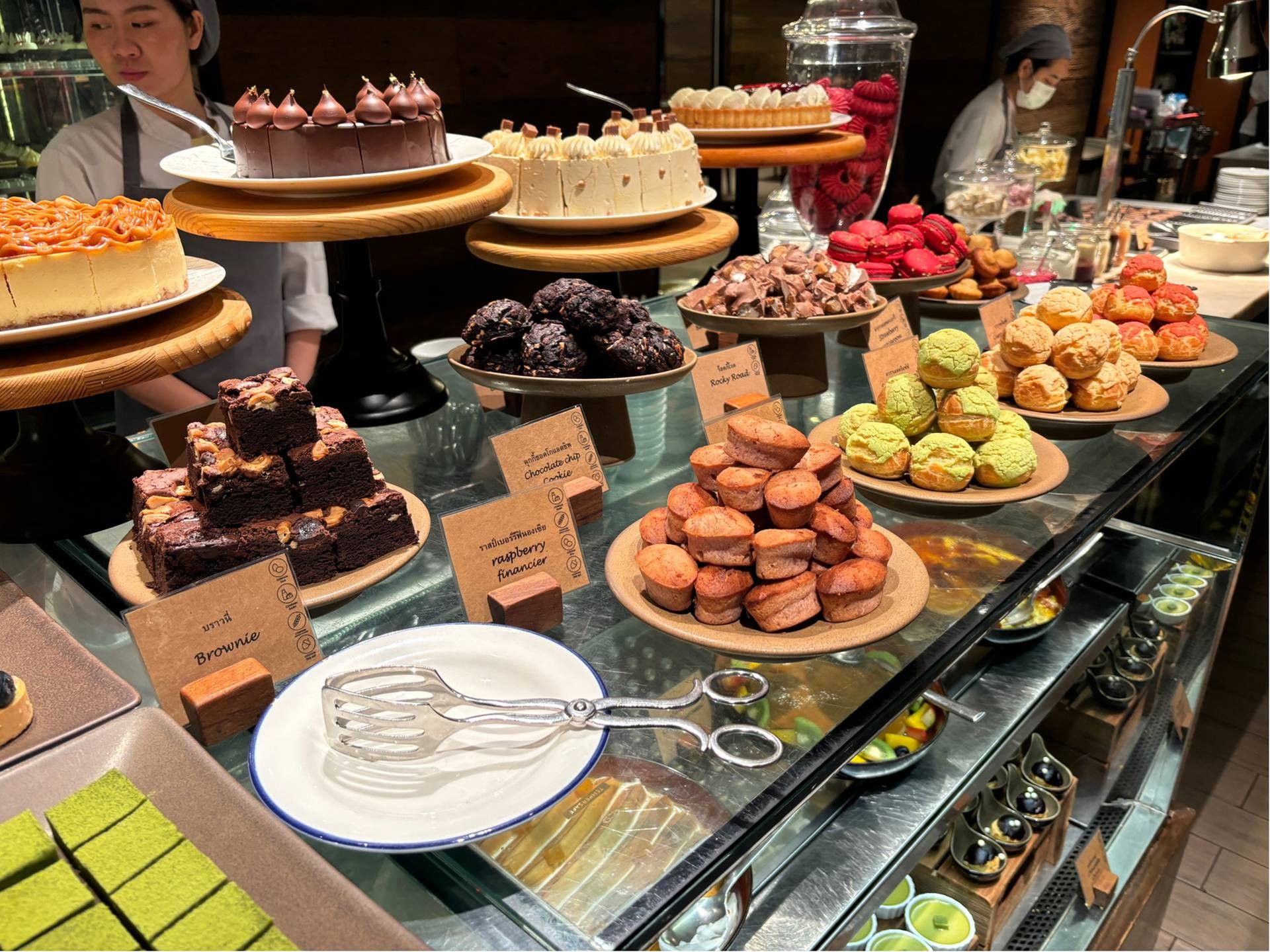 บุฟเฟต์นานาชาติ ร้าน Goji Kitchen + Bar Bangkok Marriott Marquis Queen ...