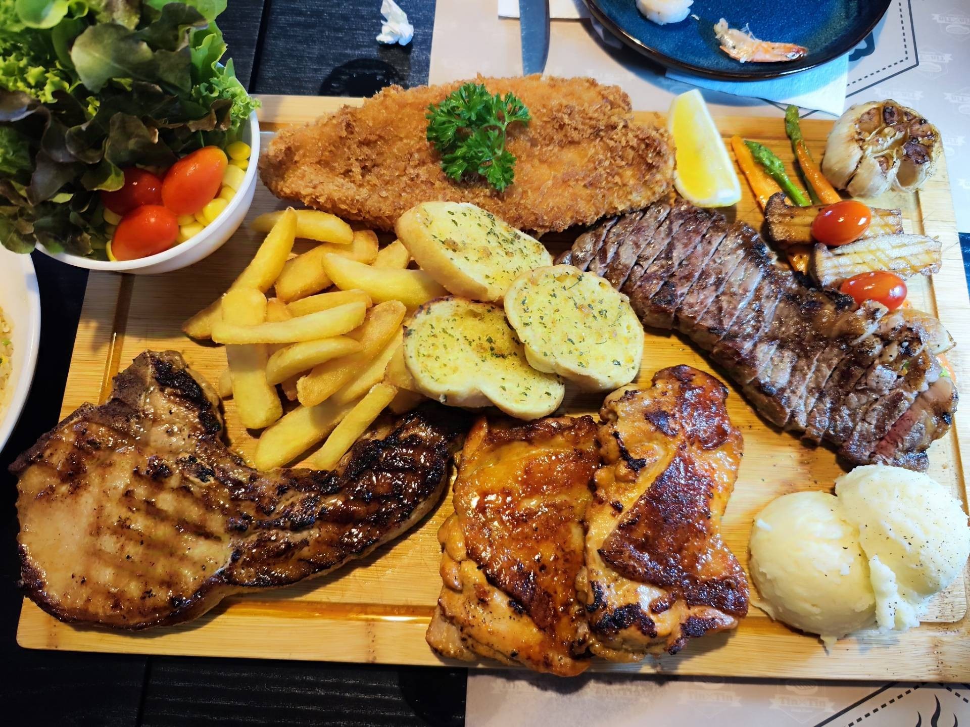 รูป Tin Tin Steak House