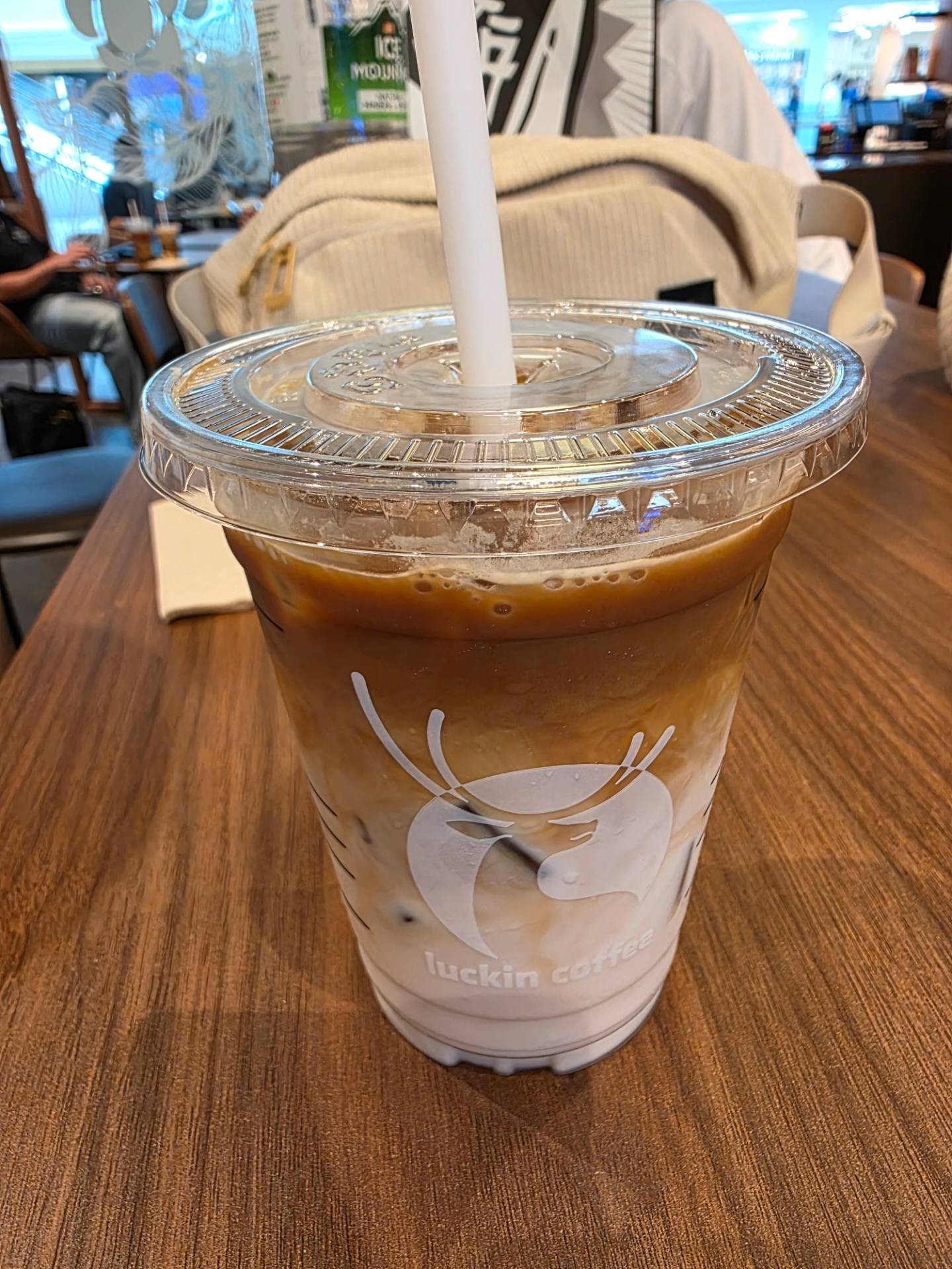รีวิว Luckin Coffee Jewel