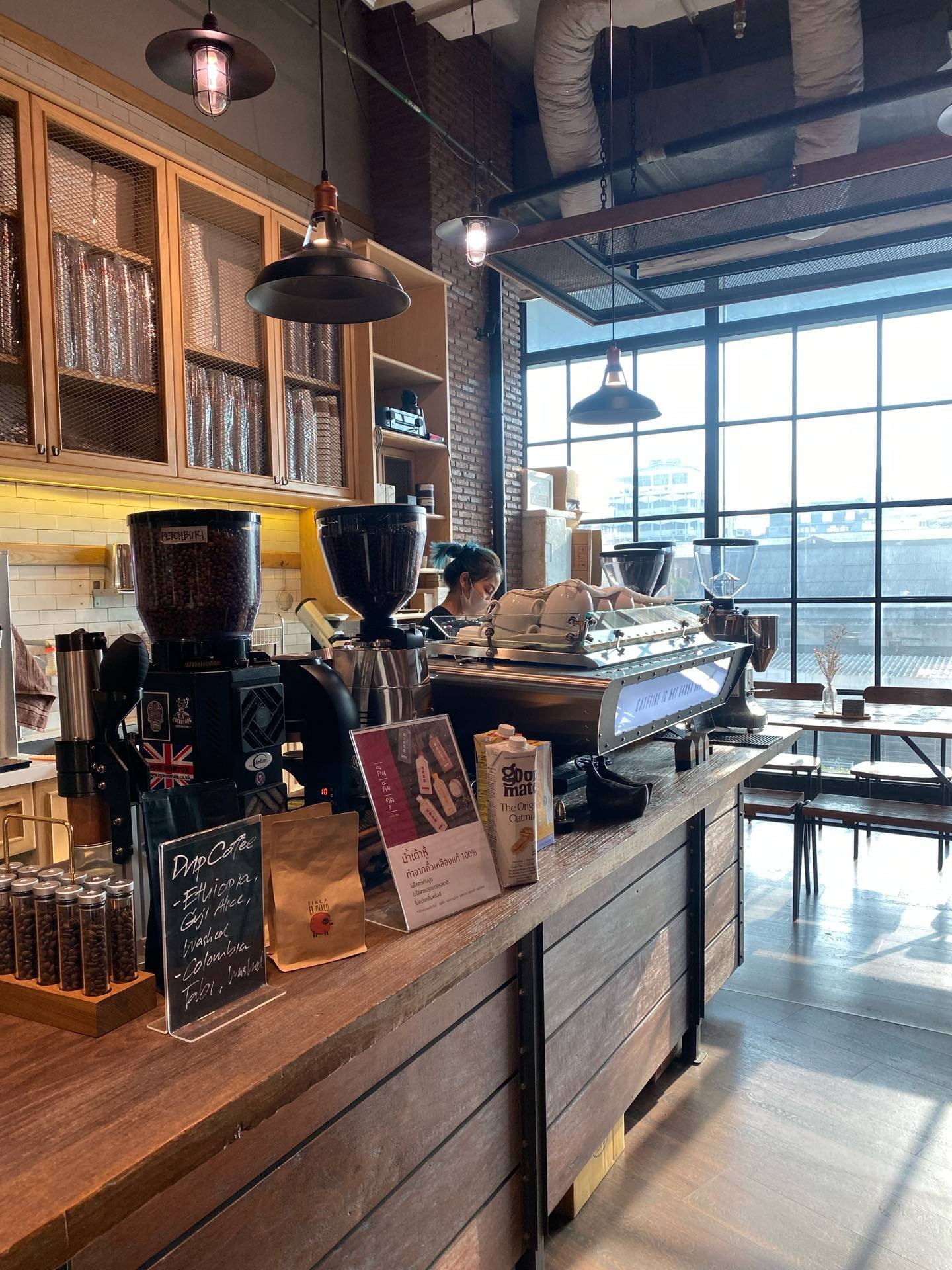 รีวิว Finca El Mello - Caffeine is not gonna hurt you Italthai Tower ...