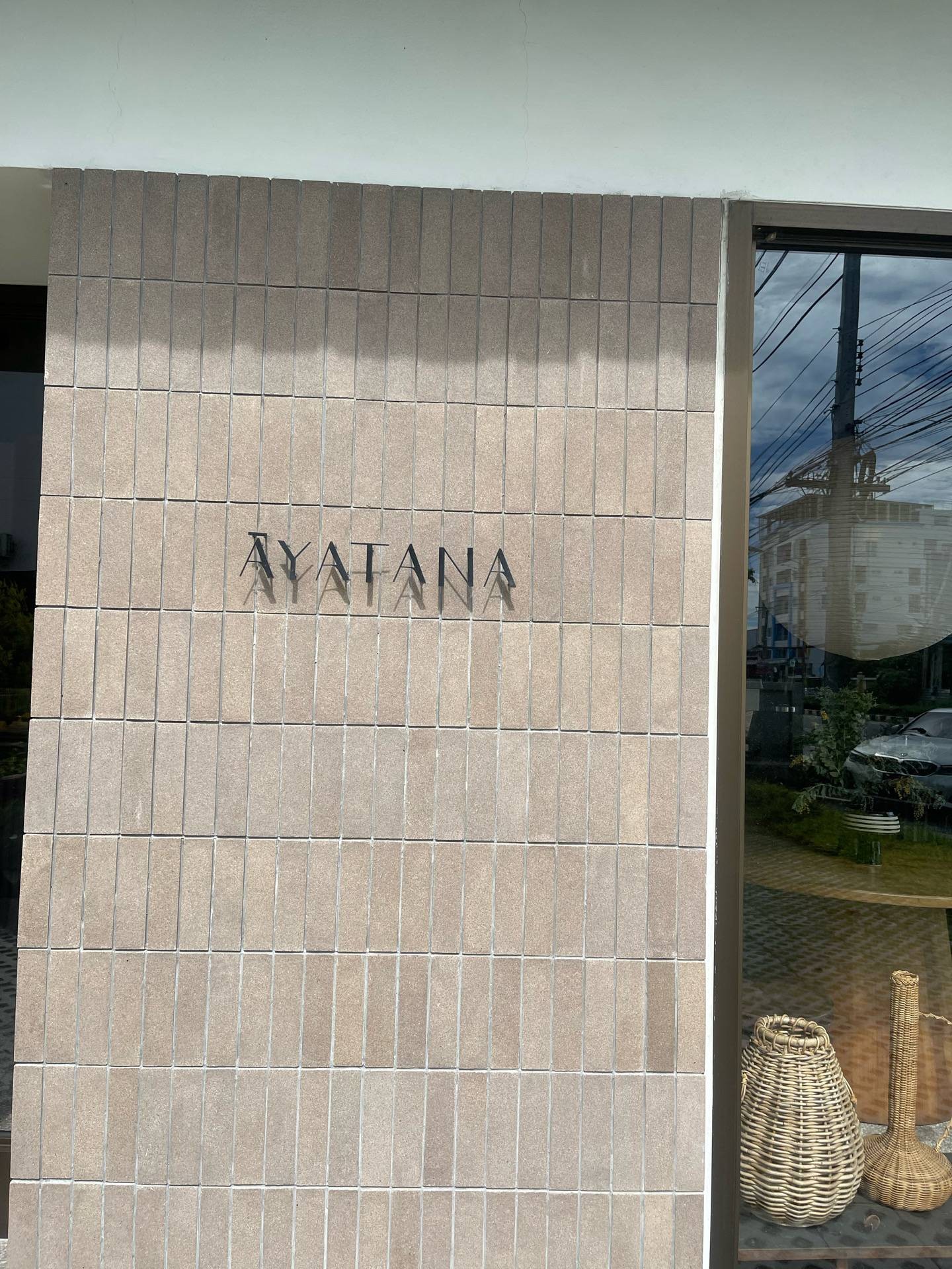 รีวิว AYATANA.cafe บางแสน - คาเฟ่บางแสน ดีไซน์สวย