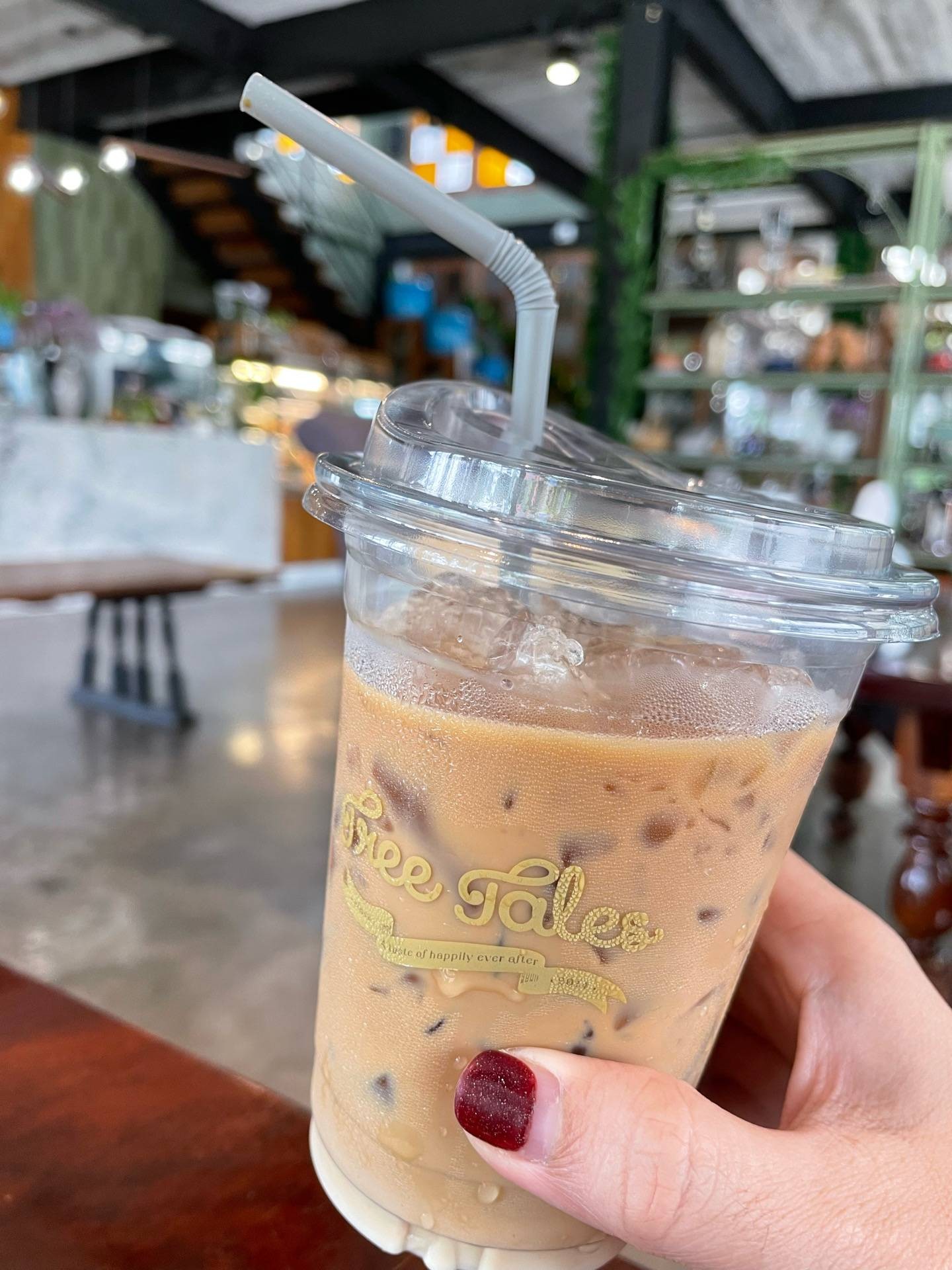 รีวิว Tree Tales Cafe พัทยา นาเกลือ - อาหารอร่อยบรรยากาศดีมากนั่งสบาย ...