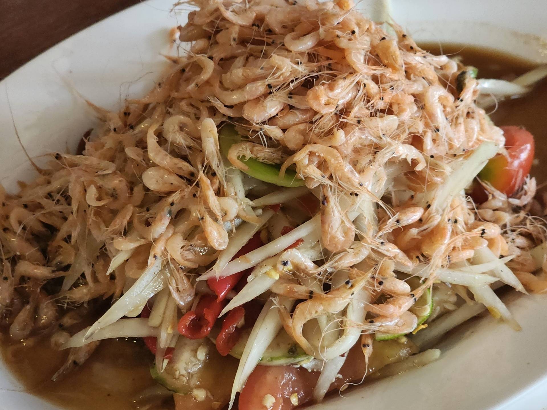 รีวิว ครกไม้ไทยลาว ลาดปลาเค้า - อาหารอีสานที่ถูกต้อง