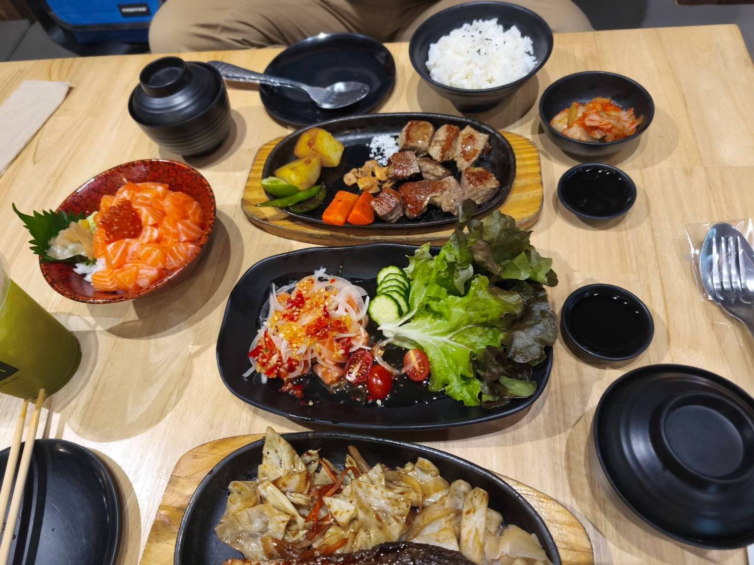 รีวิว Abushi บางอ้อ (มิตติ้งมอล จรัญ 94) - อาหารญี่ปุ่น แนวอาหาร ฮาลาล ...