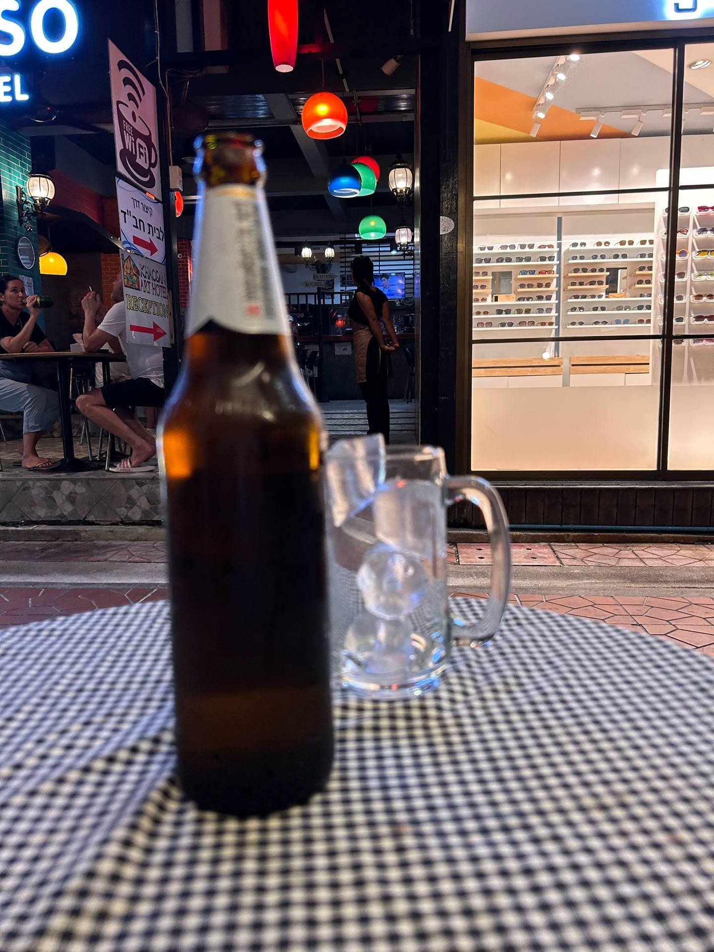 รูป Studiyo Bar by Yo ถนนพระอาทิตย์