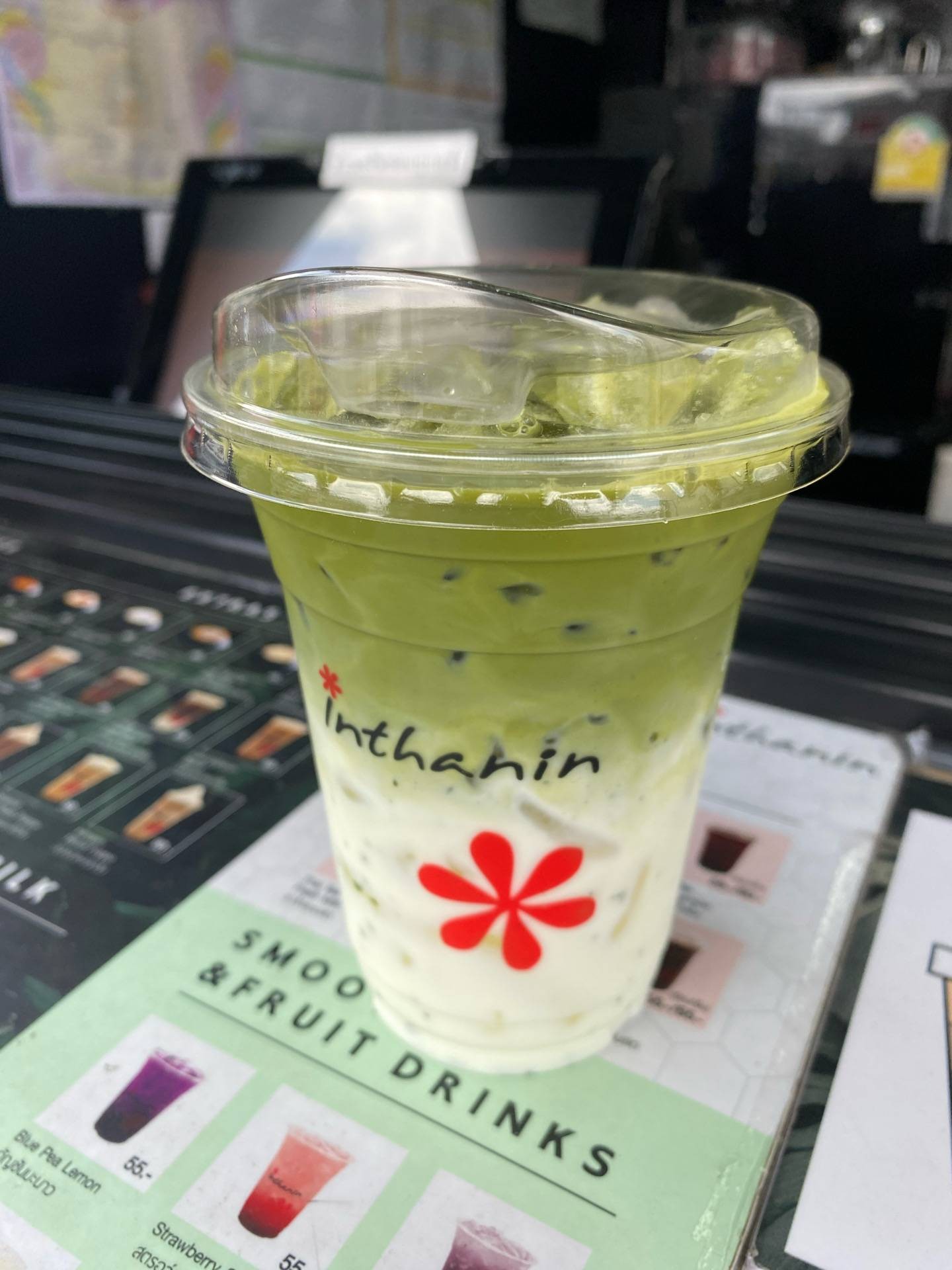รีวิว Inthanin Coffee ท็อปส์ มาร์เก็ต พัฒนาการ 30 - มาลอง Matcha