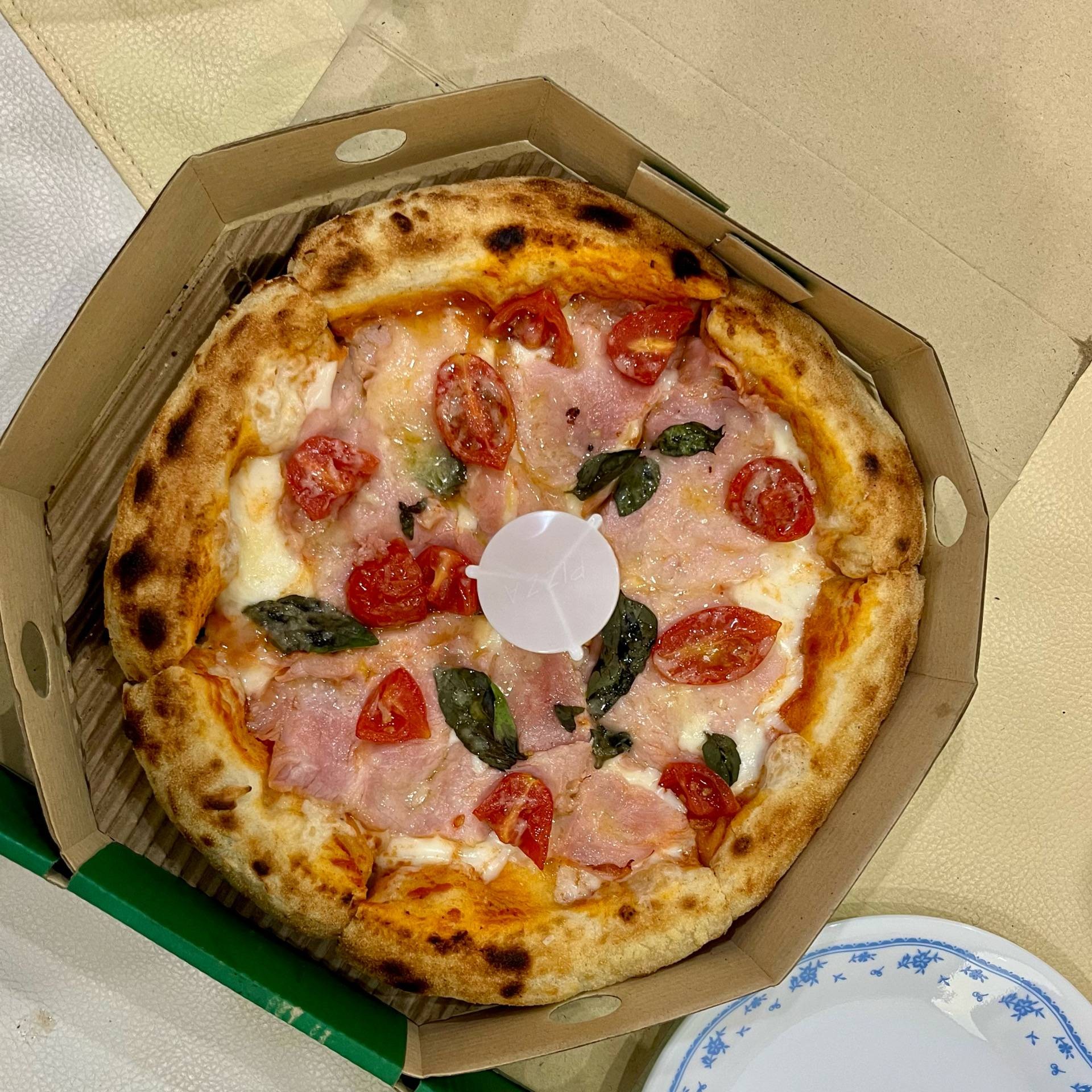 รีวิว Ronin Pizza สุคนธสวัสดิ์ - พิซซ่าหน้าทรัฟเฟิลแฮมอร่อย