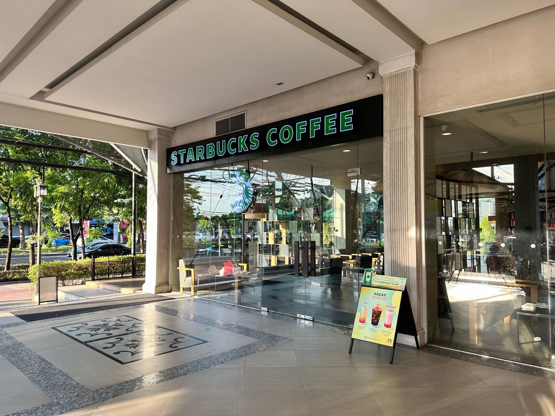 รีวิว Starbucks วิคตอเรีย การ์เด้น - ร้านกาแฟ ร้านนั่งพัก นั่งทำงาน