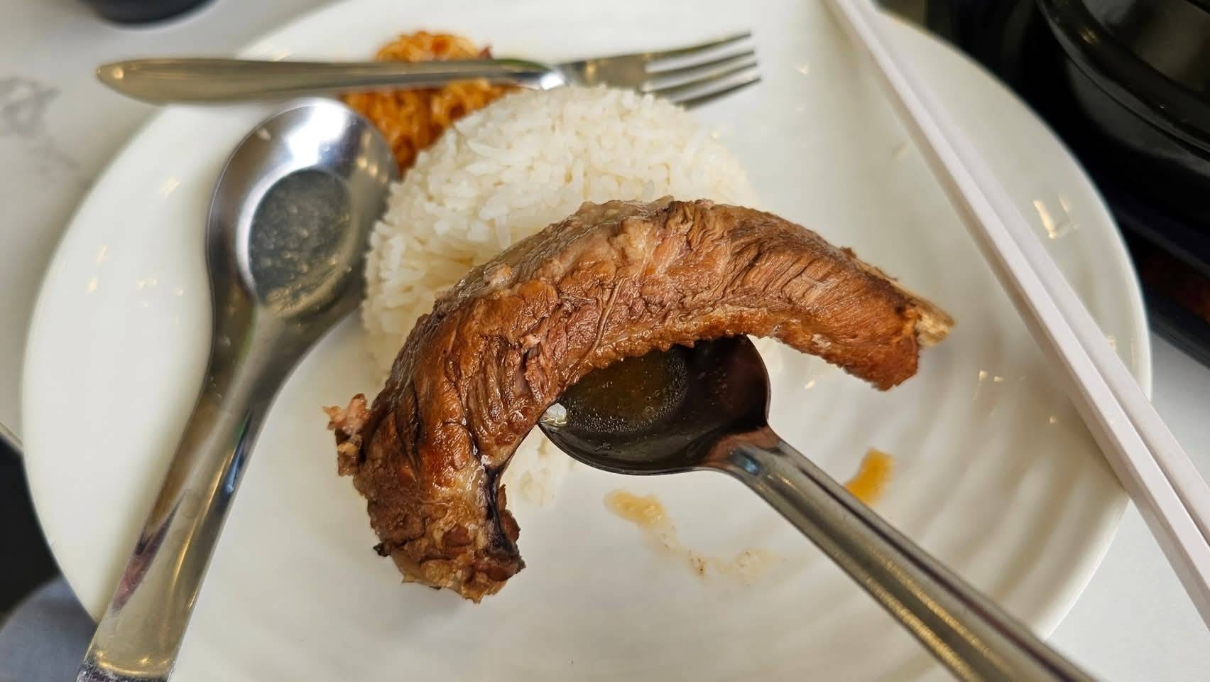 รูป A JUNG Fish Ball • อจัง ฟิชบอล (ชื่อเดิม สอาด ลูกชิ้นปลา) ถนนบรมราชนนี