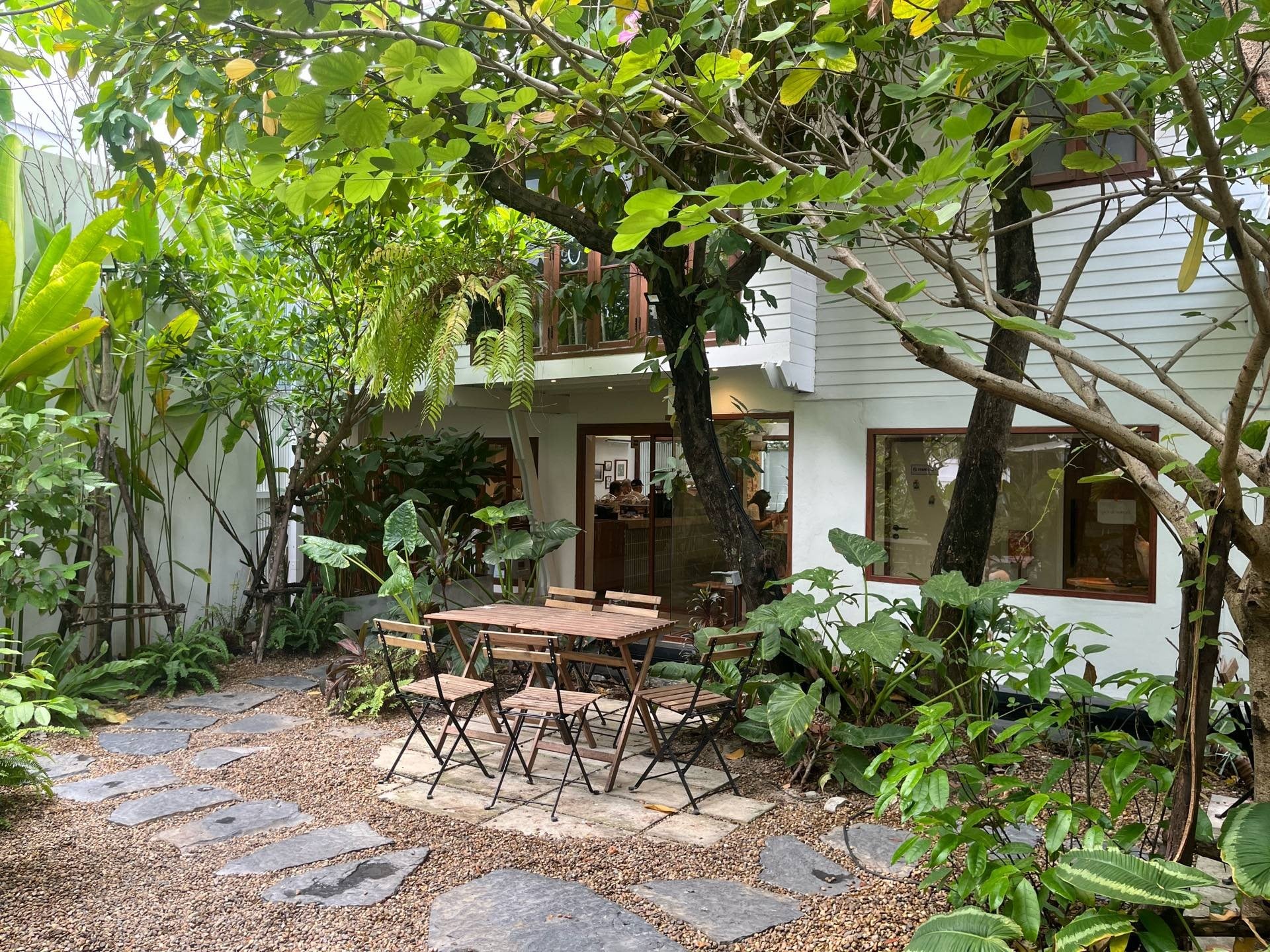 The Cafe Running Club: 10 Cafe & Brunch Spots After A Long Run