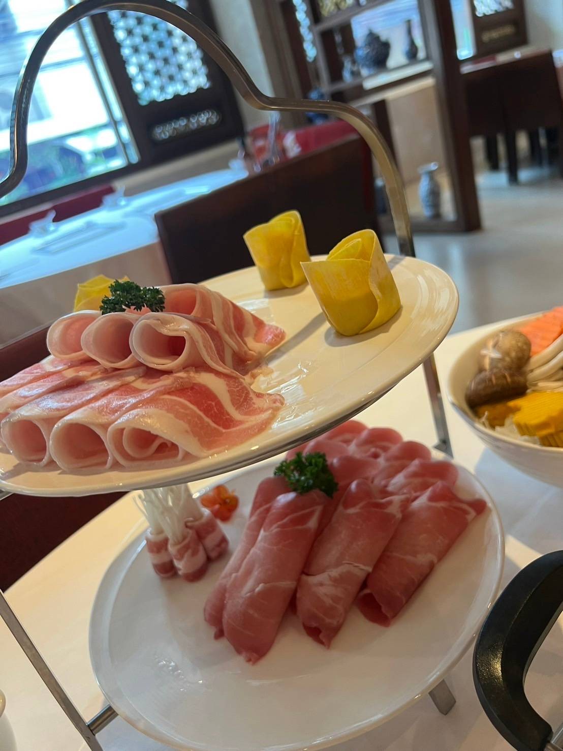 รีวิว COCA RESTAURANT สุรวงศ์