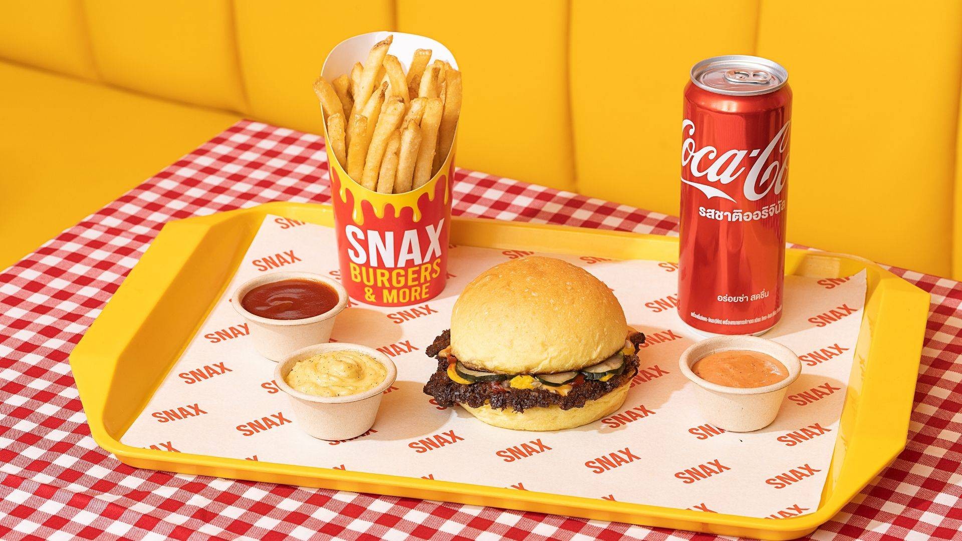 SNAX BURGERS AND MORE Asok - สั่งอาหารเดลิเวอรี | Wongnai x LINE MAN