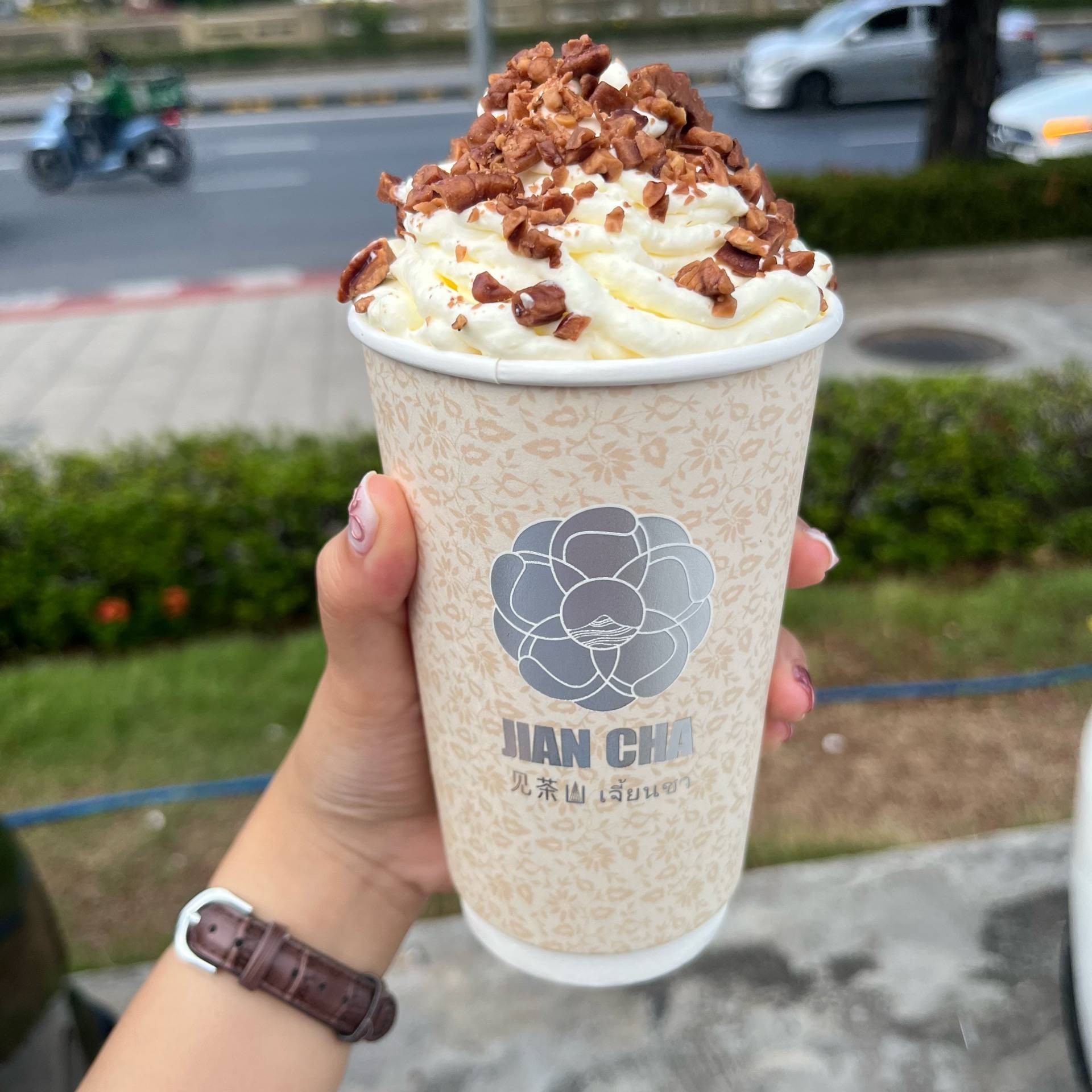 รีวิว JIAN CHA Tea 见茶山(เจี้ยนชา) ดิอัพ พระราม3 - Jian Cha - ชานมคามิเลีย