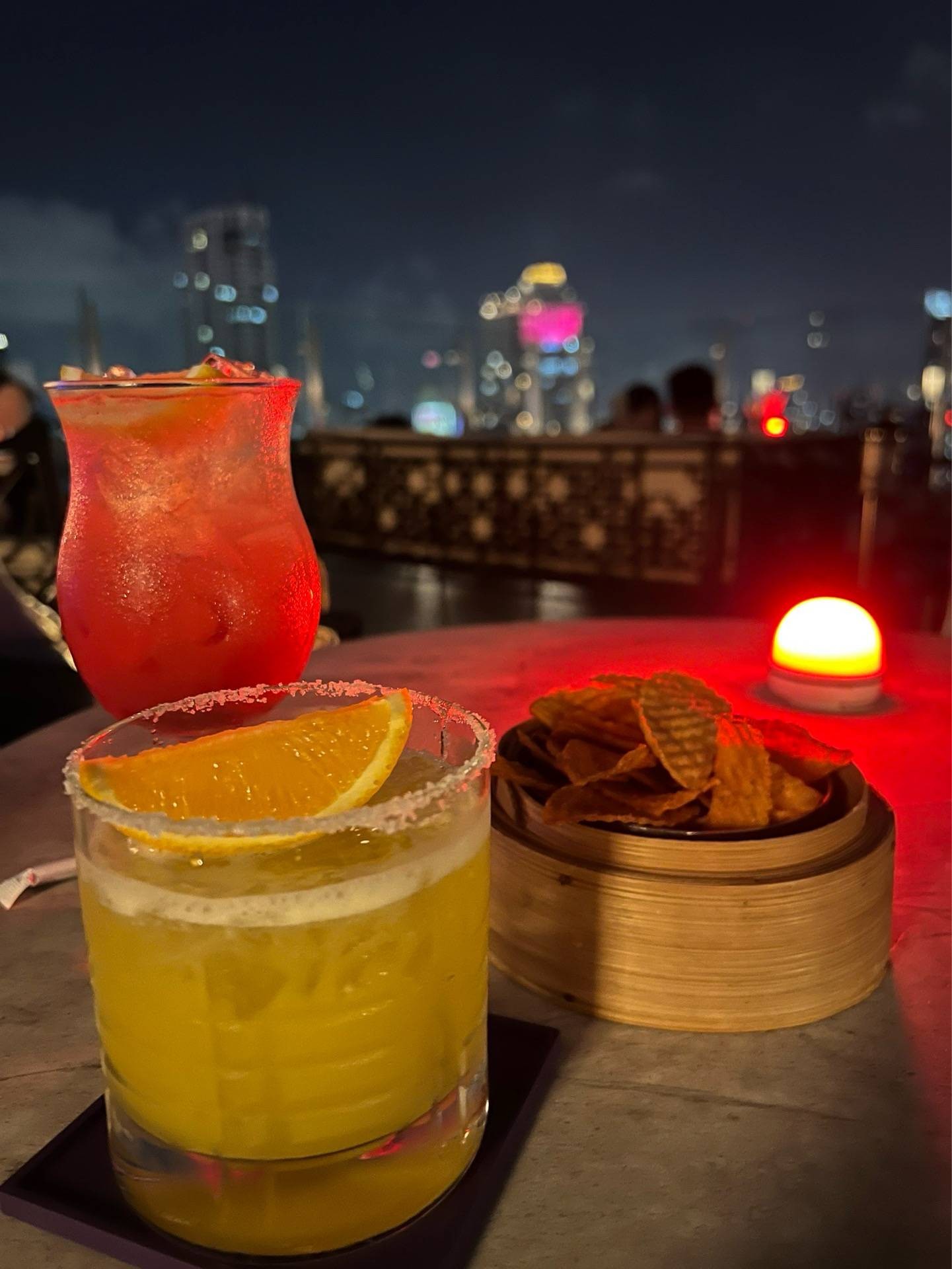 รีวิว Yao Rooftop Bar - Celebrating Here is so Fun
