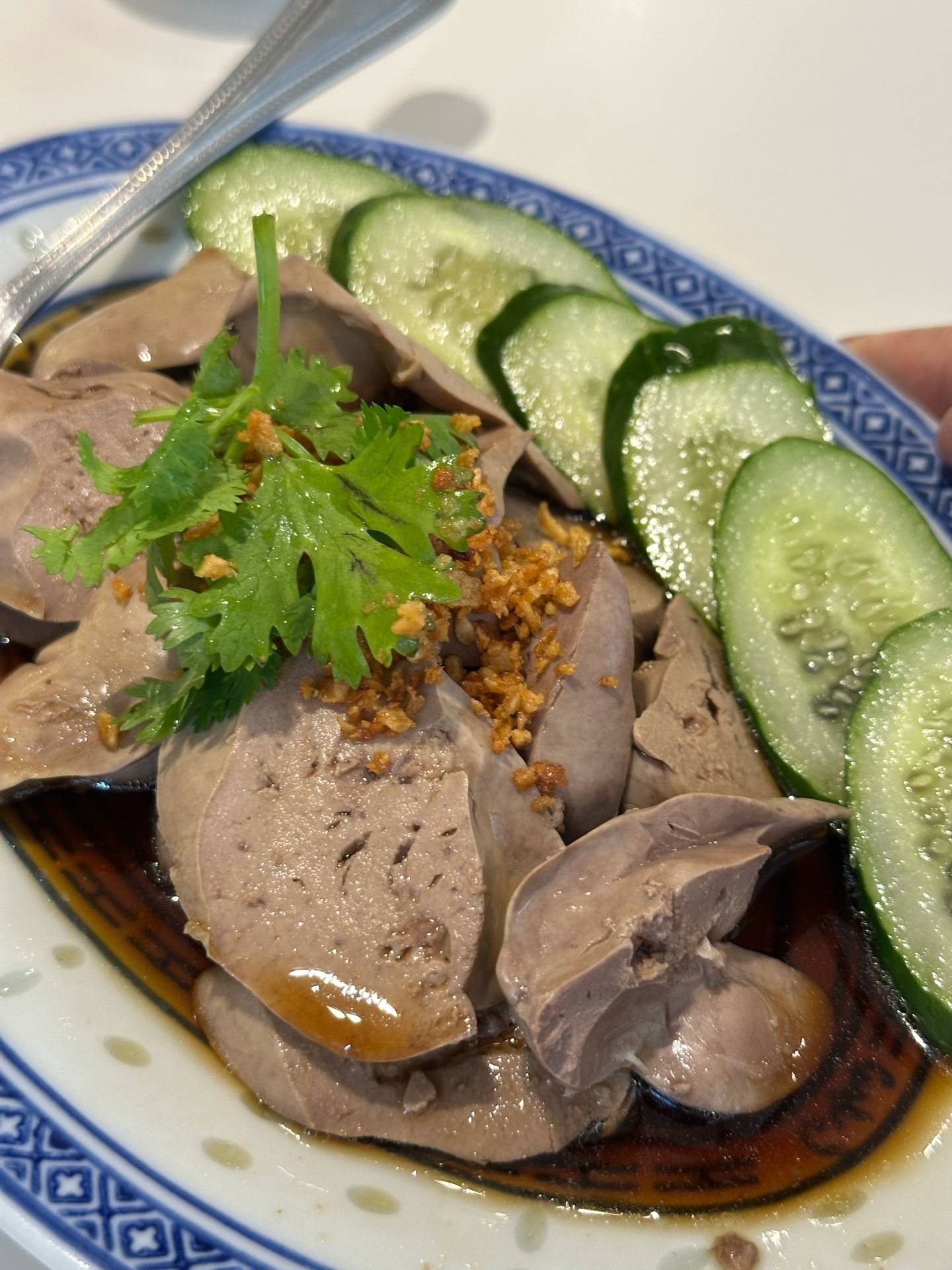 ตับไก่ ร้าน ข้าวมันไก่เบตง จางเจียหยี 張家餘 (Baytong Chicken rice)