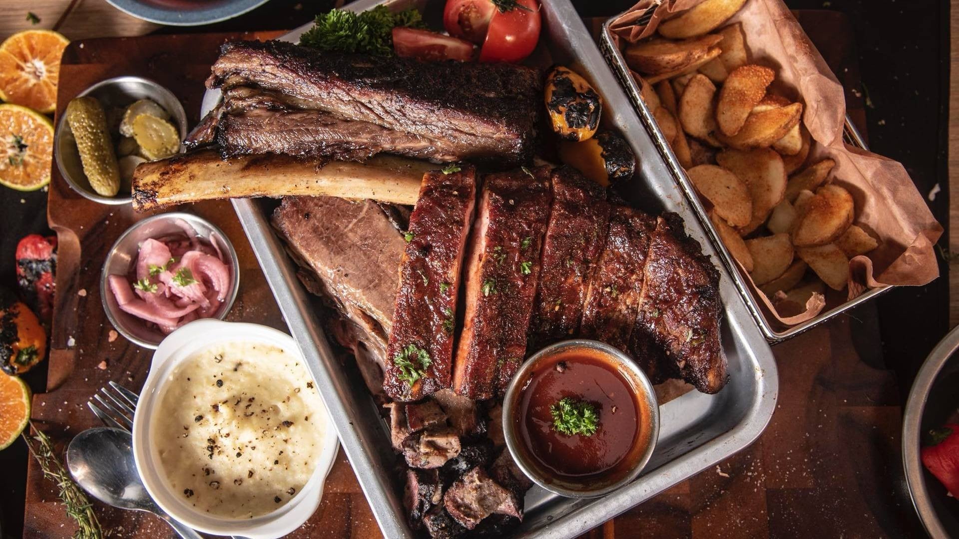 Bro smoke (โบร สโมค) เนื้อรมควันสไตล์ไทย วัชรพล - สั่งอาหารเดลิเวอรี ...