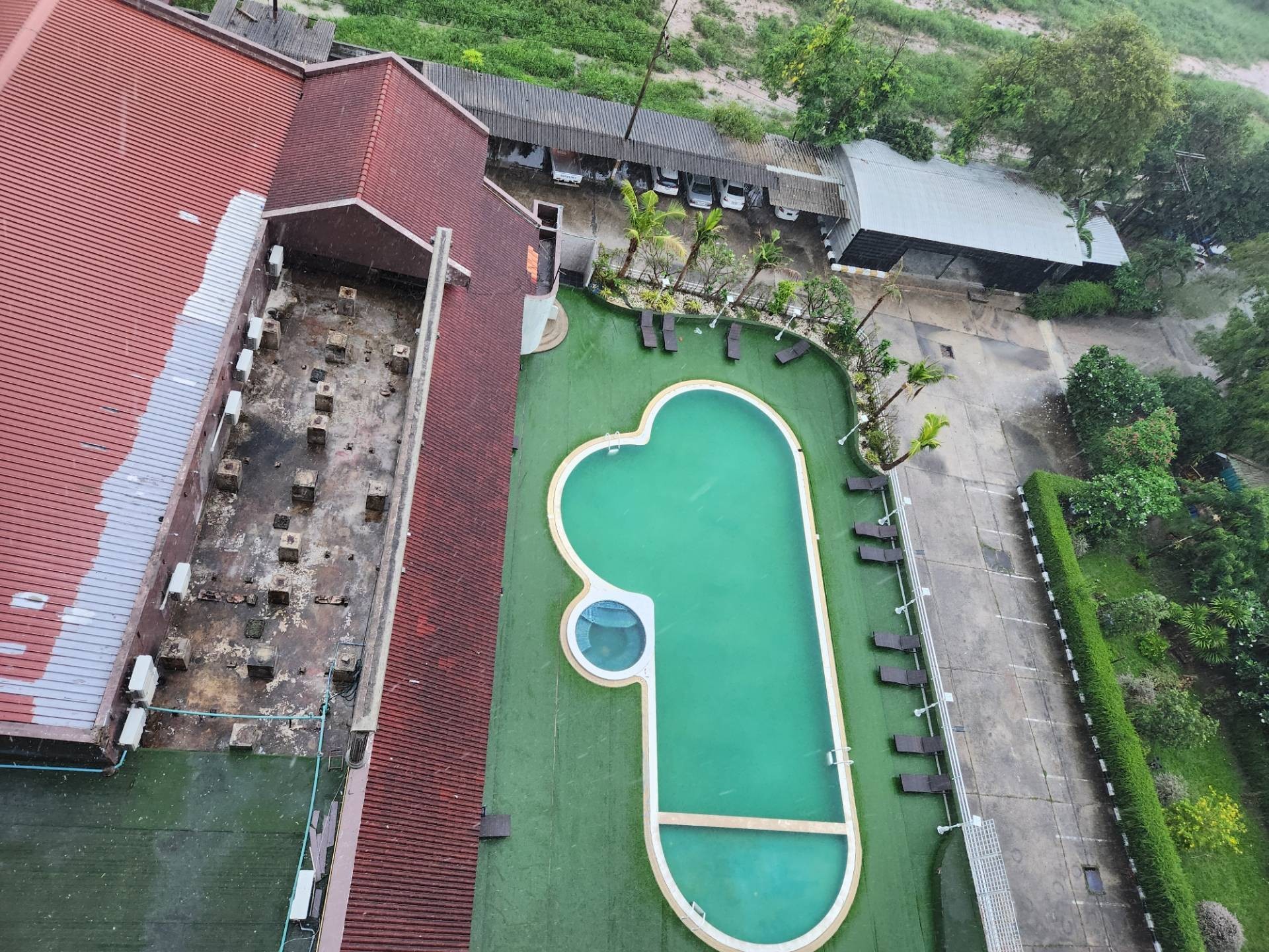 First Pacific Cirrus Hotel พัทยากลาง - รีวิวที่พัก