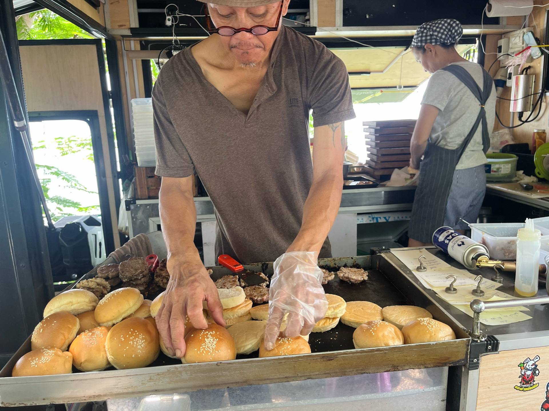 รูป เบอร์เกอร์ลุงเจี๊ยบ (Uncle Jeab Burger)