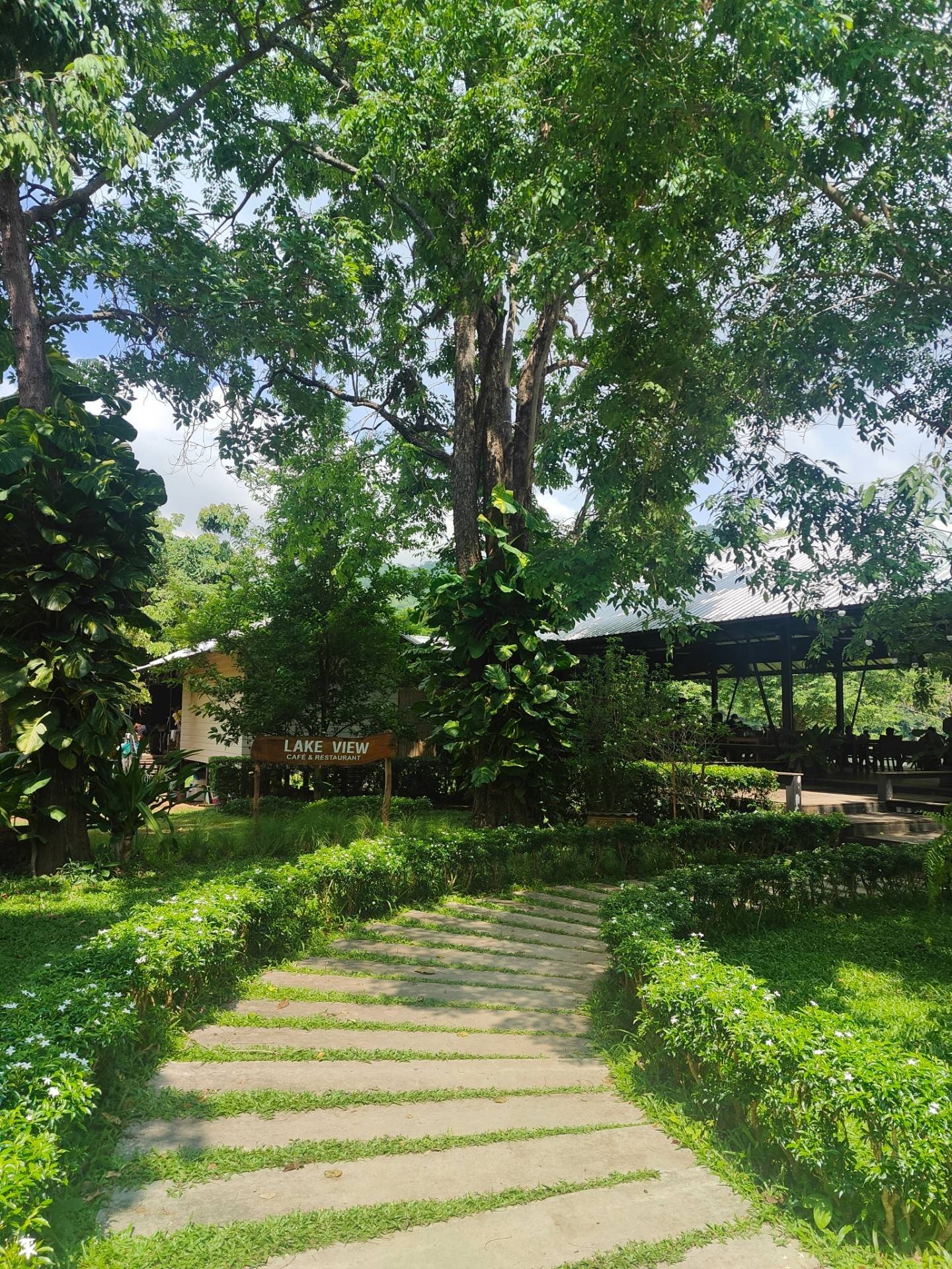 รีวิว Lakeview Cafe - ร้านกาแฟและอาหาร คาเฟ่ริมน้ำ Lake View Cafe ...