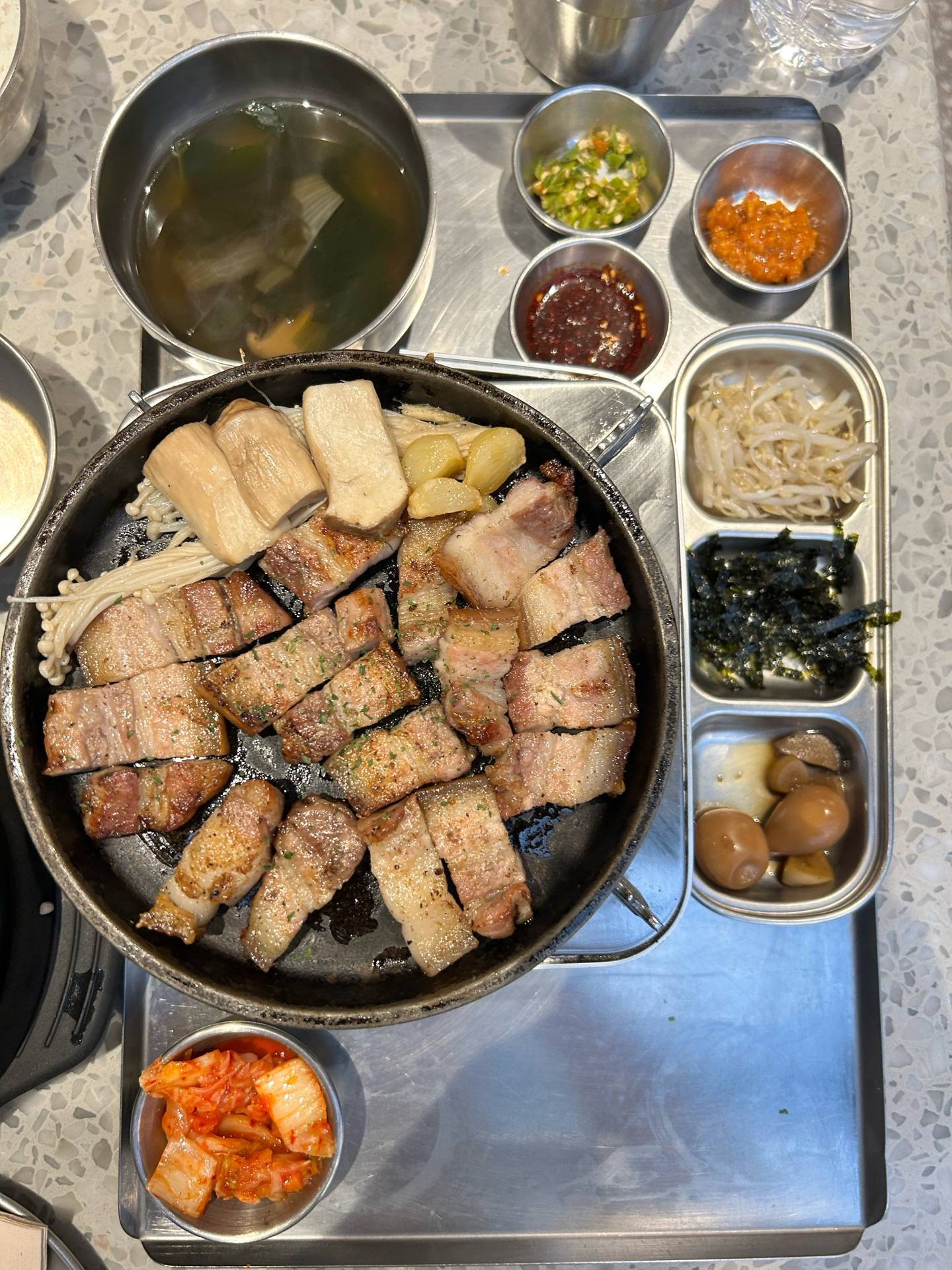 Special set 229 (หมู3ชั้น) ร้าน Hasul Korean Restaurant Siam center