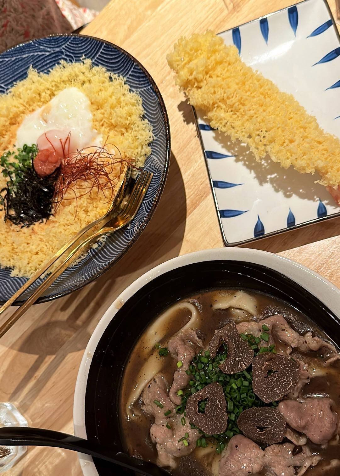 รีวิว Shiko Udon Bar (Silom Edge) Shiko Udon Bar (Silom Edge) - ร้านอูด้งเส้นสด