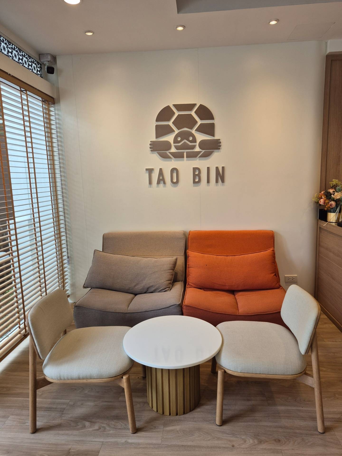 รีวิว Tao Bin Cafe - คาเฟ่เต่าบินสวยในกรุงเทพฯ