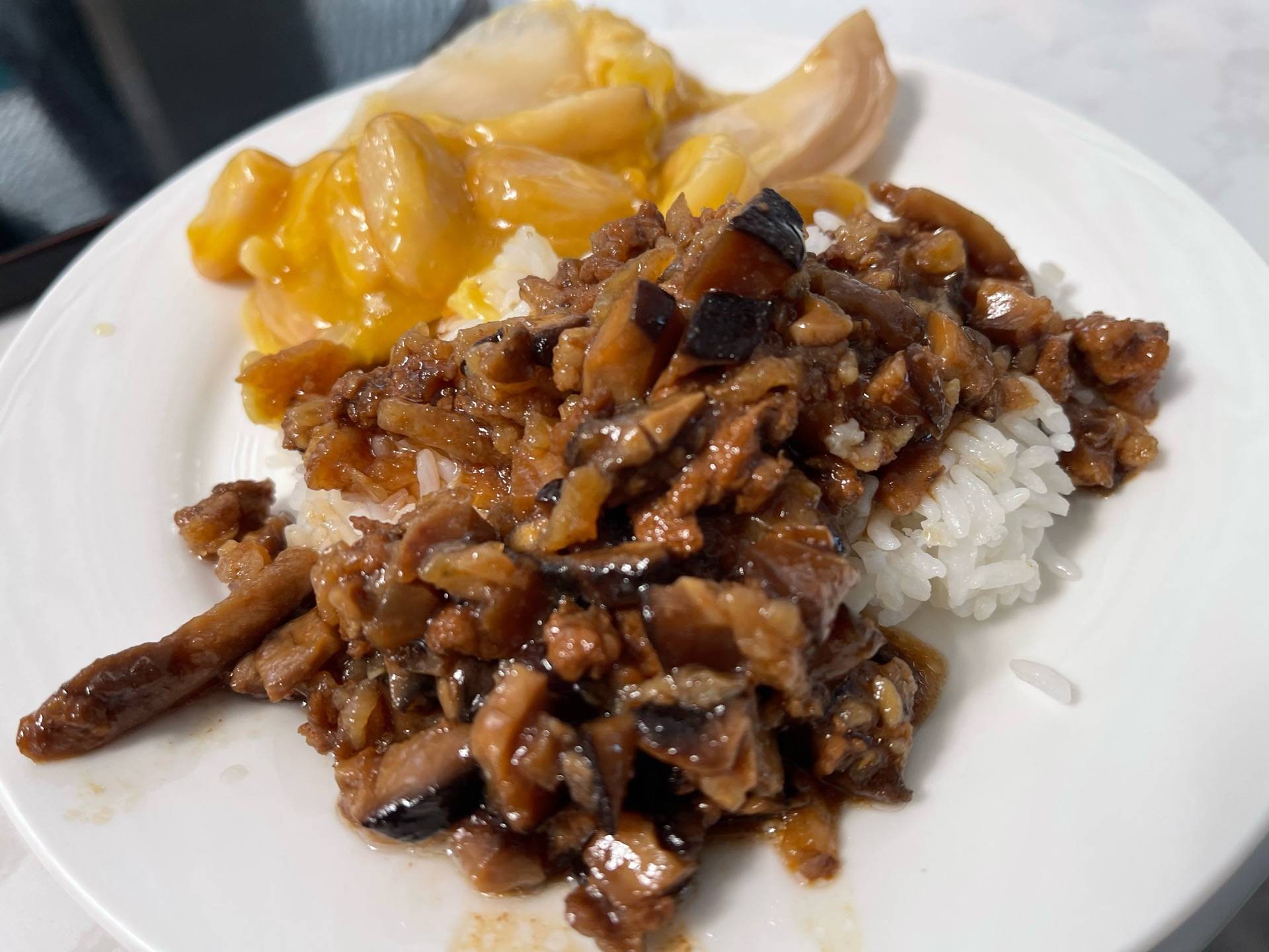 ร้าน BGS Premier Lounge | รีวิวร้านอาหาร