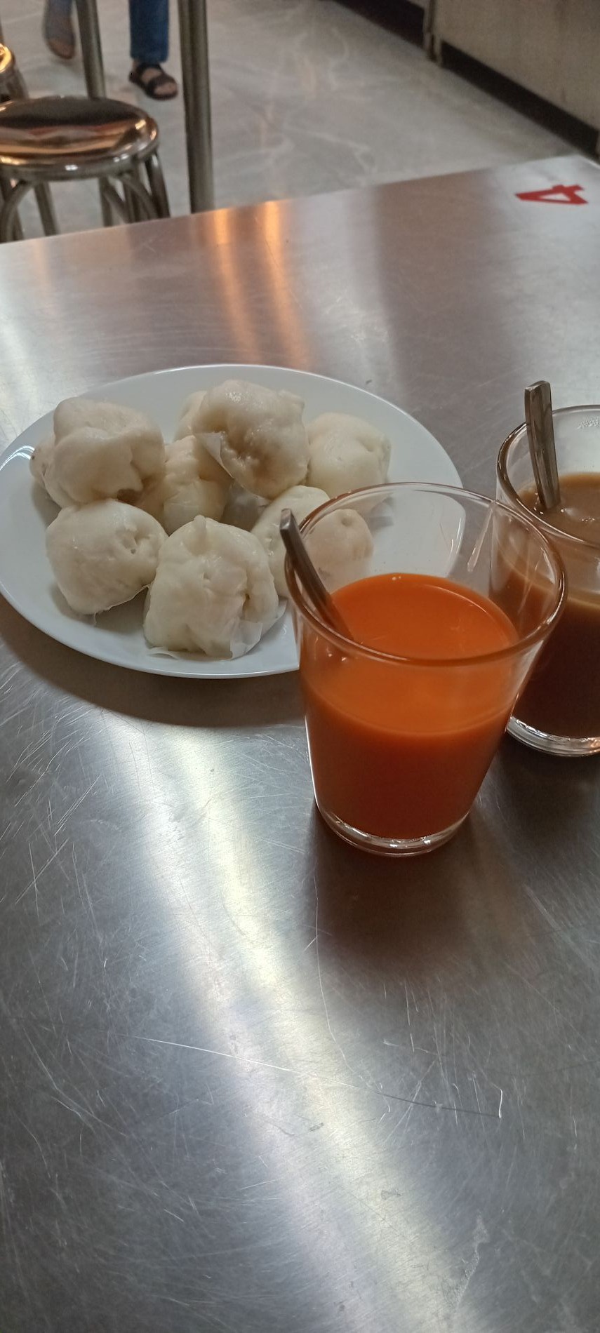 ร้าน ร้านข้าวแกงเจริญกรุง By Mama Thai Summit Tower | รีวิวร้านอาหาร