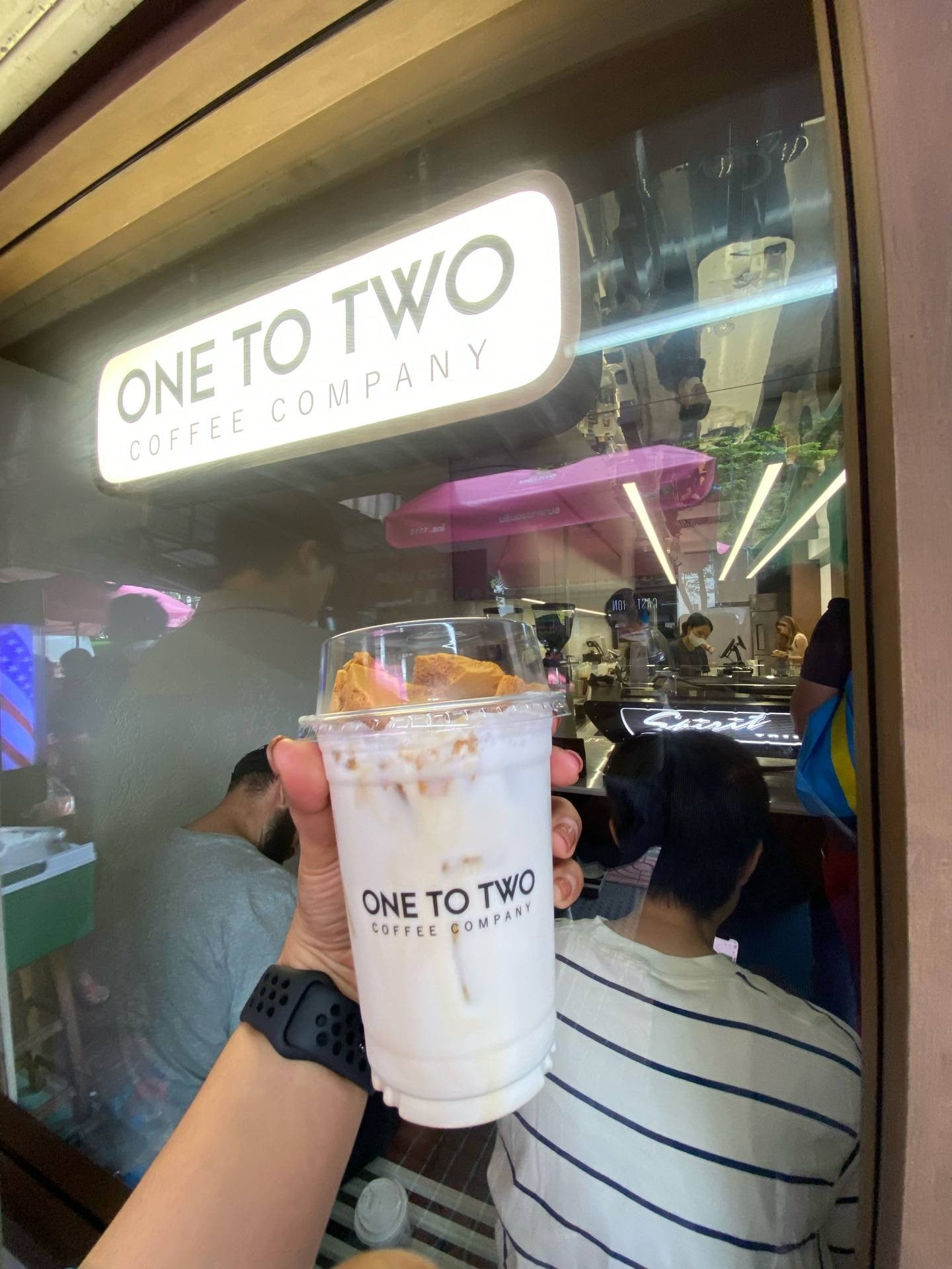 รีวิว One To Two Coffee อารีย์ - Matcha หมด เลยสั่ง Toffee Milk