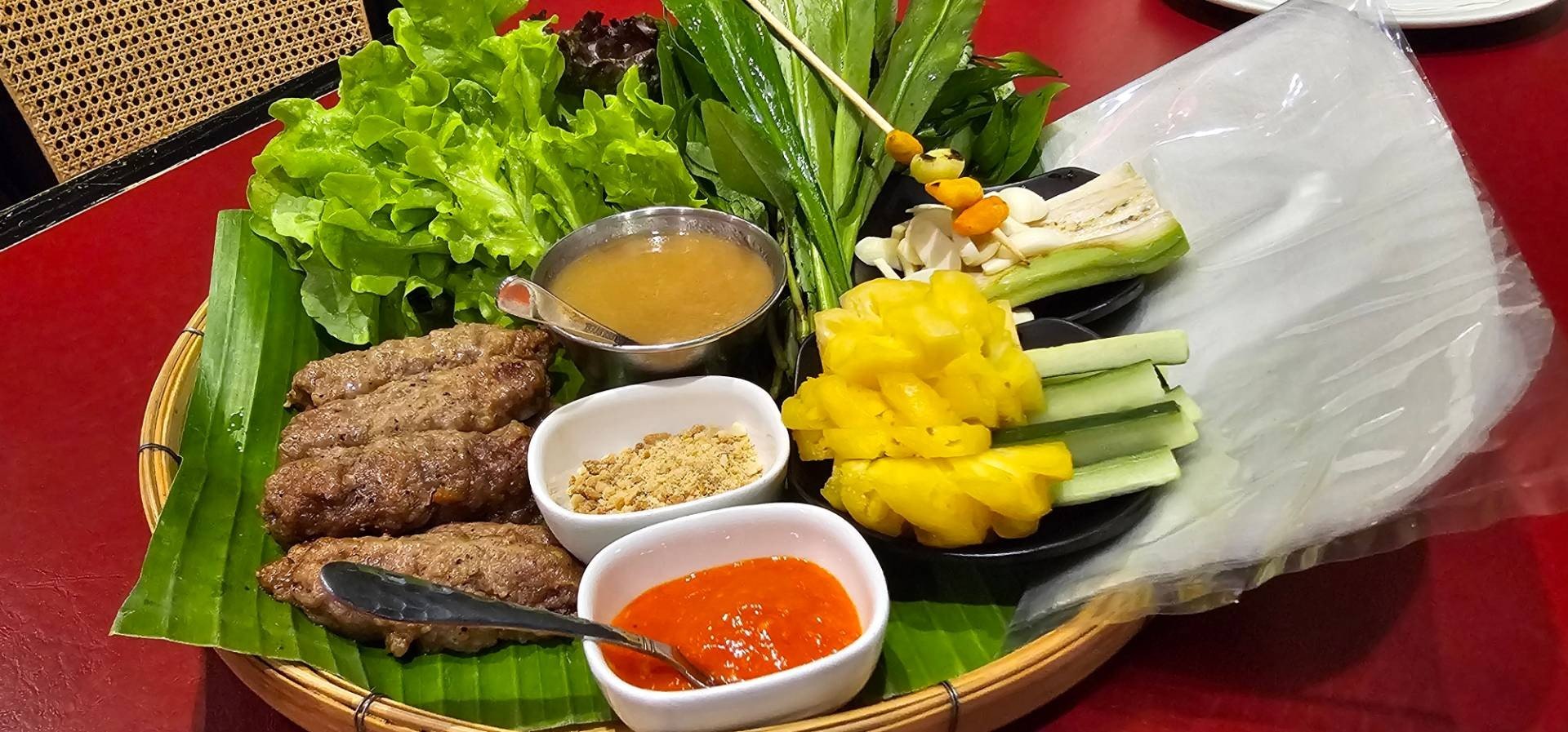 รีวิว Yuenan เดอะเซอร์เคิล ราชพฤกษ์ - อร่อยกับอาหารเวียดนามสูตรโฮมเมด ...