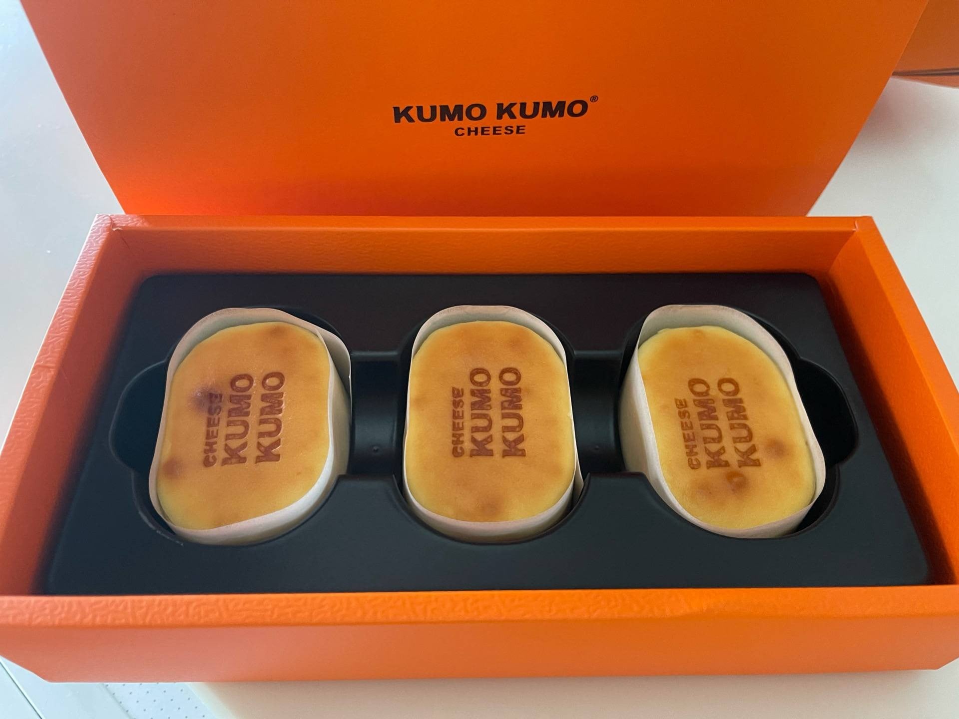 รีวิว KUMO KUMO Cheese เซ็นทรัลลาดพร้าว - ชีสเค้กร้านอร่อยจากจีน