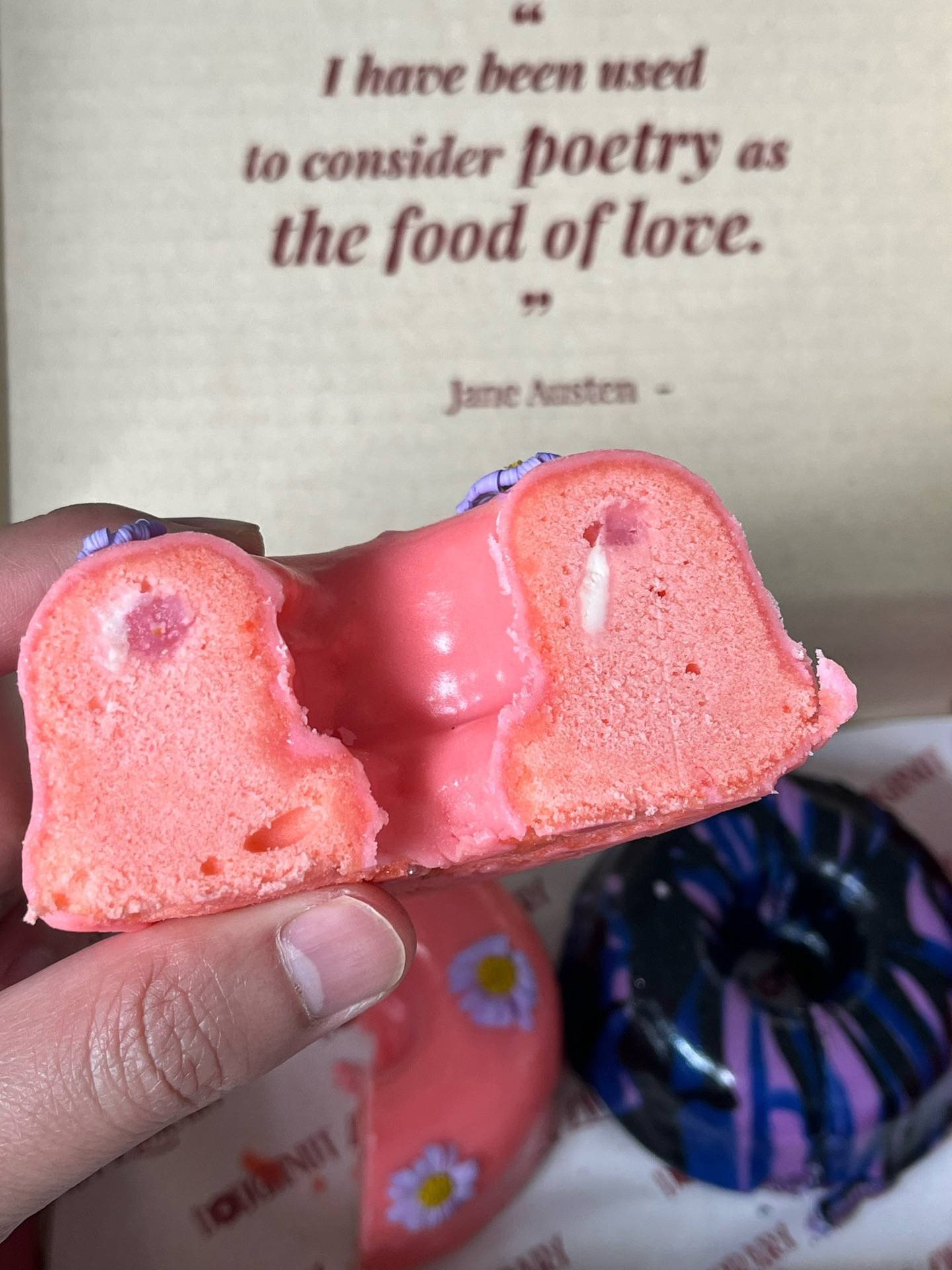 ร้าน Doughnut Library - Sukhumvit 77 | รีวิวร้านอาหาร