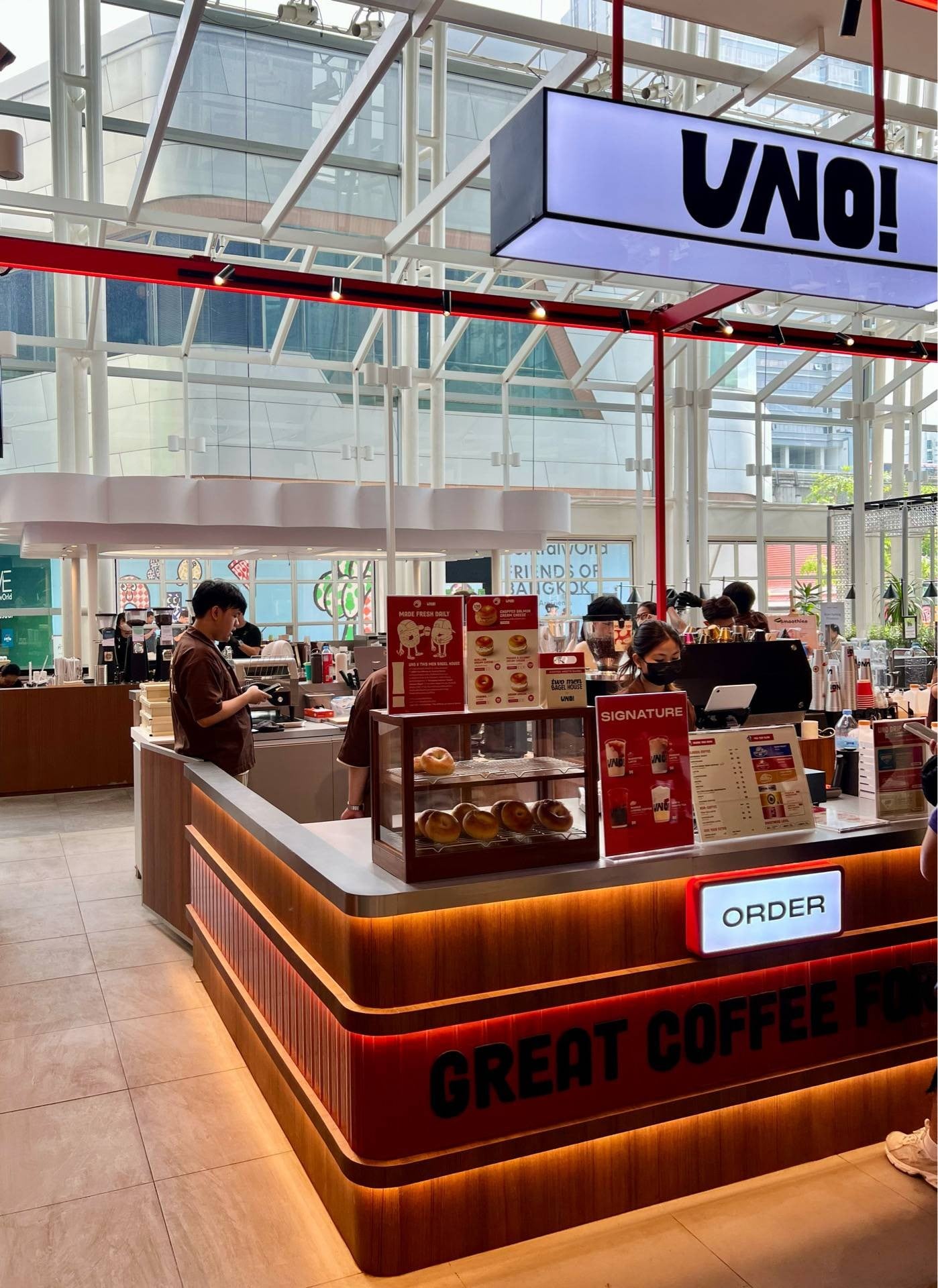 รีวิว Uno Coffee Ctw Central World - Uno กาแฟที่คุณภาพดี ในราคาเข้าถึงง่าย