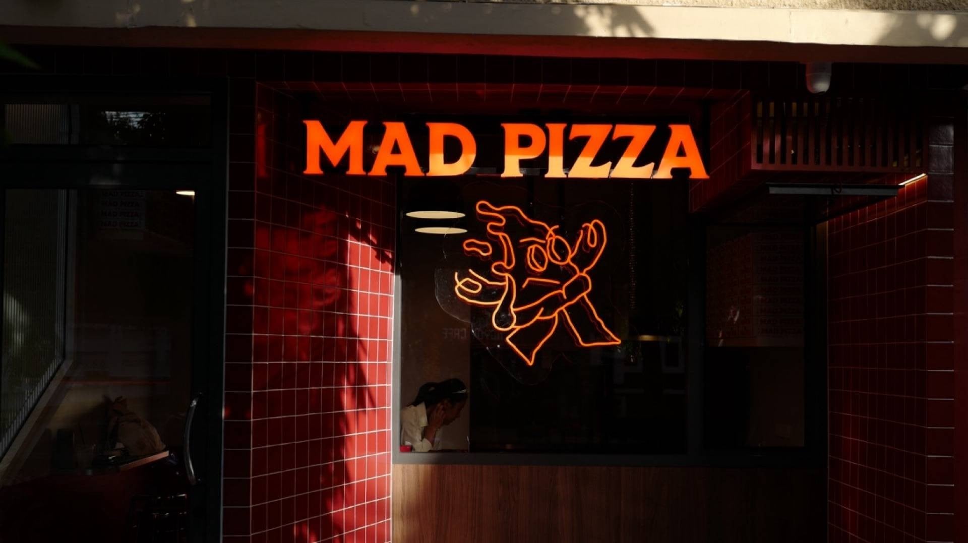 MAD PIZZA ARI - สั่งอาหารเดลิเวอรี | Wongnai x LINE MAN