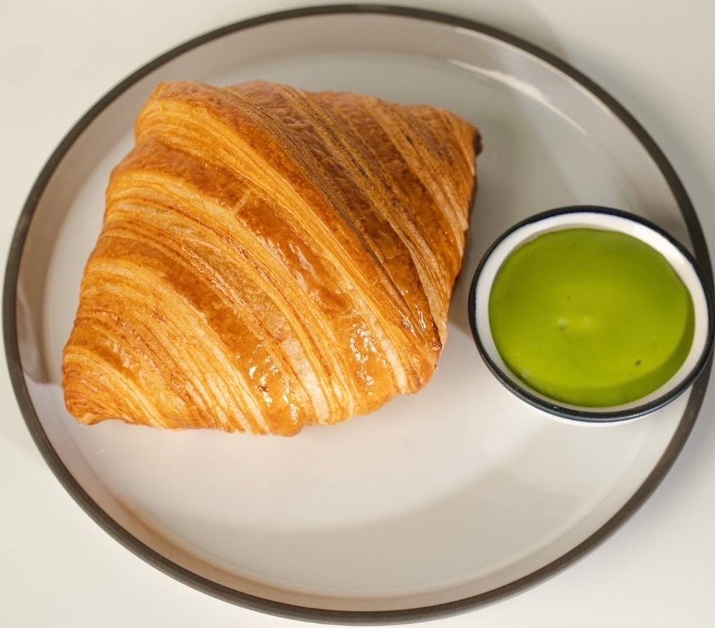 รีวิว Croissant Mellow Cafe The Backyard Mahidol