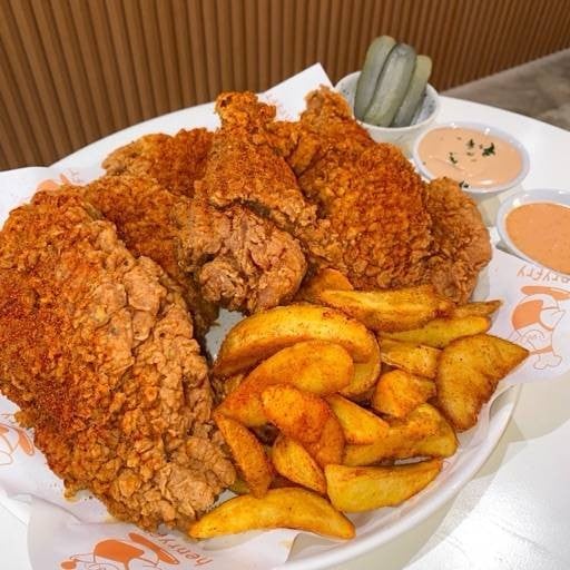 ร้าน henry fried บรรทัดทอง henryfry emsphere | รีวิวร้านอาหาร