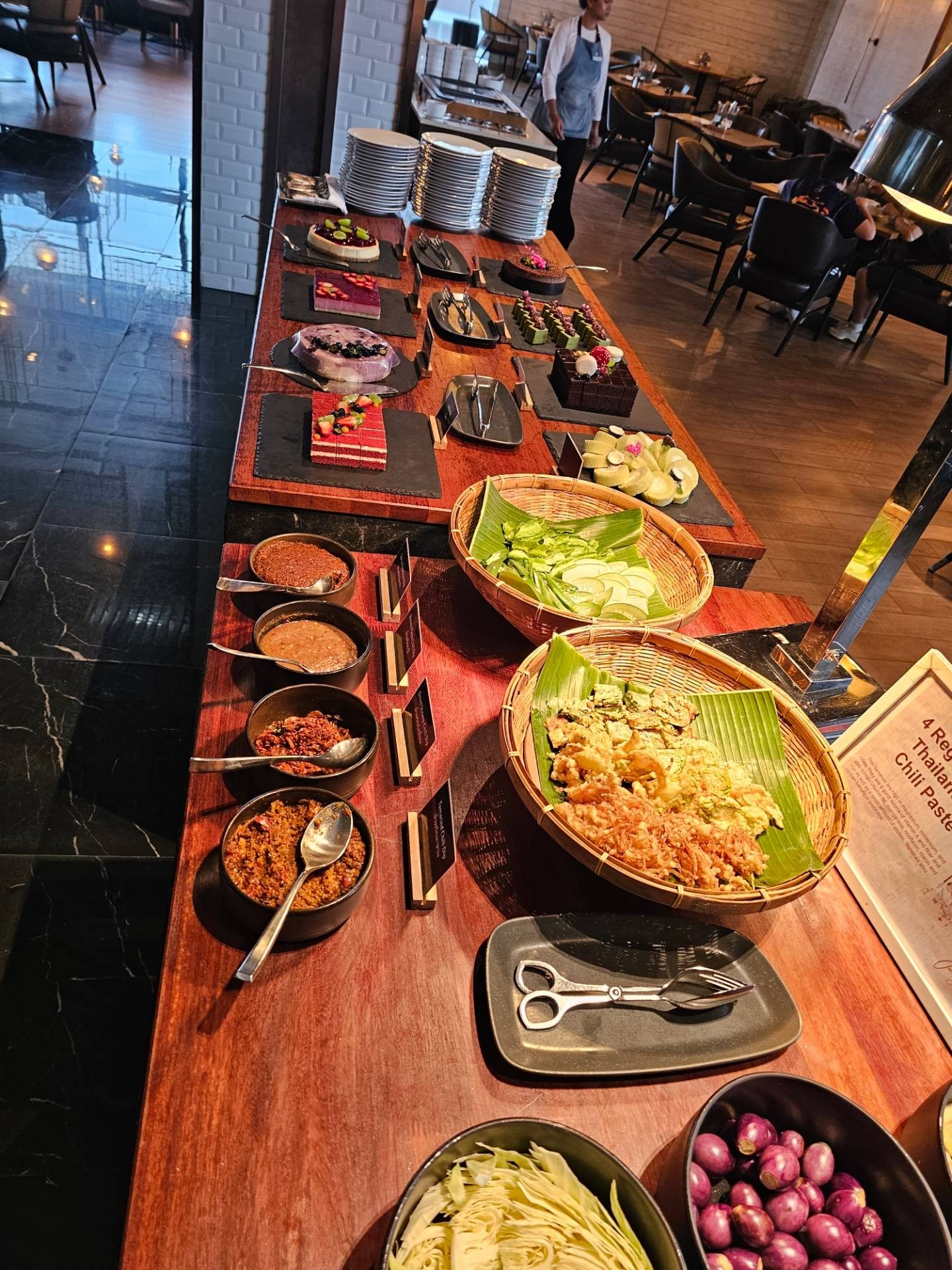 รีวิว Praya Kitchen Bangkok Marriott Hotel สุรวงศ์ - บุฟเฟ่ต์ที่พระยา ...