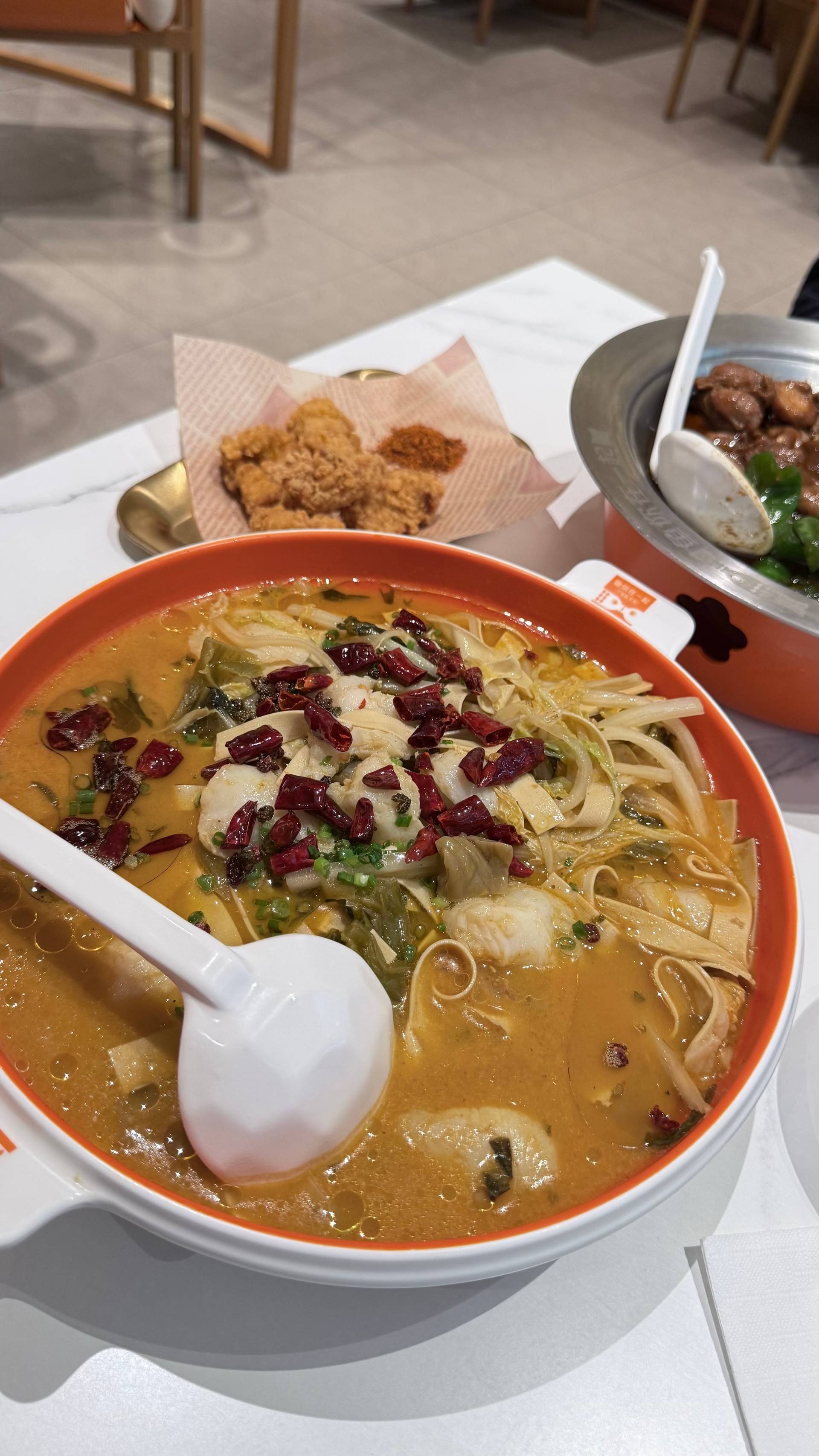 รีวิว YONNY鱼你 central westgate - มากินวันธรรมดาคนโล่งดีมากไม่ต้องรอคิวเหมือนวันหยุด 🥰