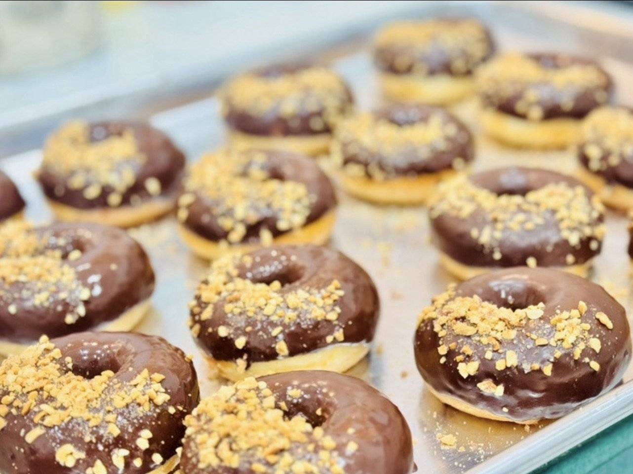Queen Butter Homemade Bakery ปั้มน้ำมัน ปตท.พระราม 2 ขาออก - สั่งอาหารเ ...