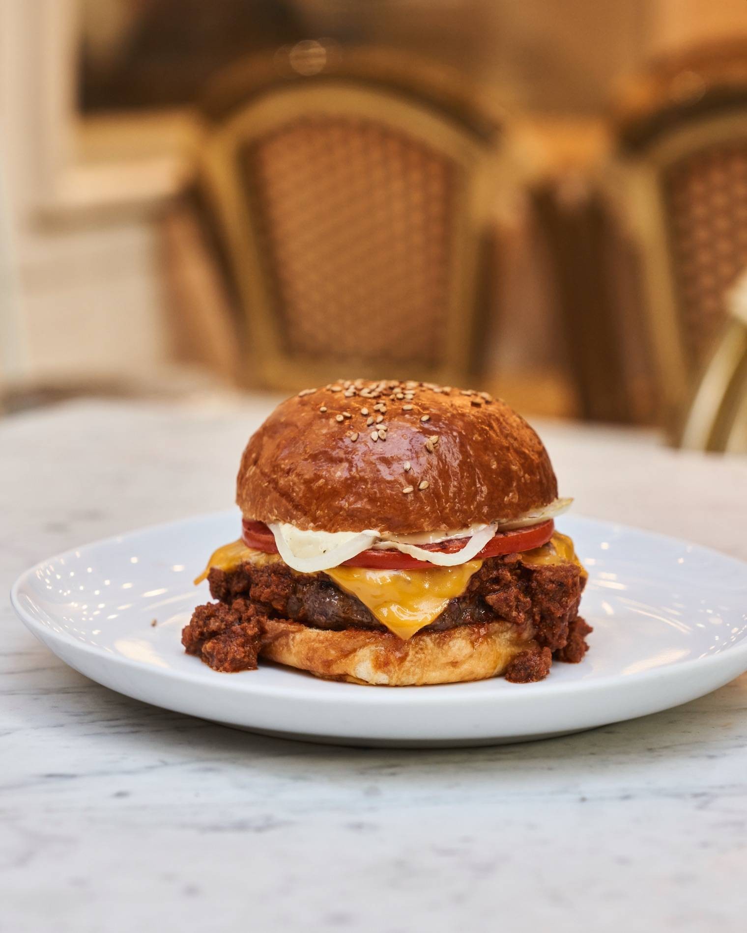 Elder Burger Thonglor - สั่งอาหารเดลิเวอรี | Wongnai x LINE MAN