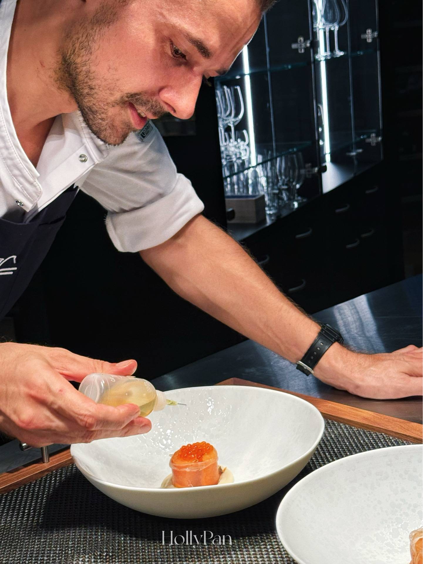 รีวิว OMEMO Exclusive Swiss Dining - OMEMO Exclusive Swiss Dining