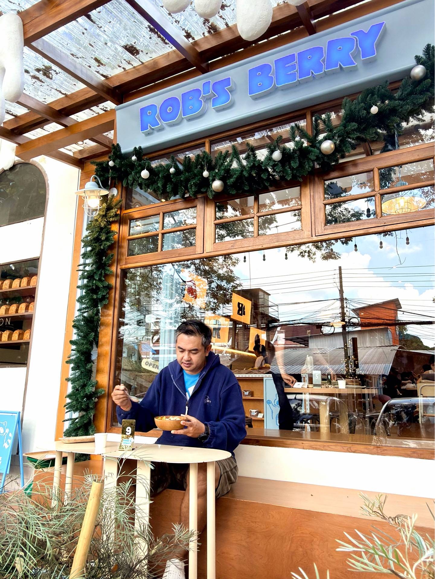 รีวิว ROB'S BERRY - คาเฟ่ไอศครีม