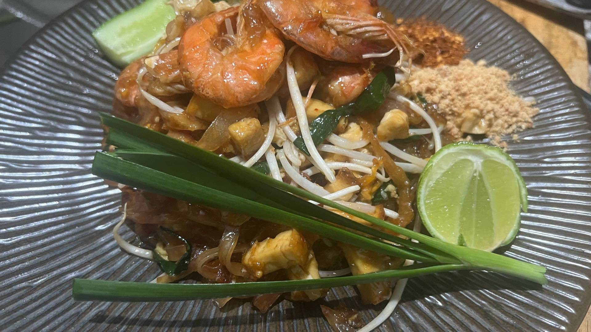 ร้าน ผัดไทย Pat Thai NO 1 ซอย มดยิ้ม | รีวิวร้านอาหาร