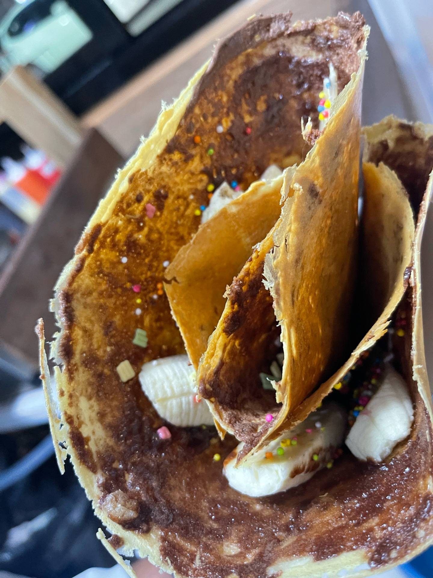 รีวิว เครป 24 (Crepe 24) - นูเทลล่า กล้วยเรนโบว์👍