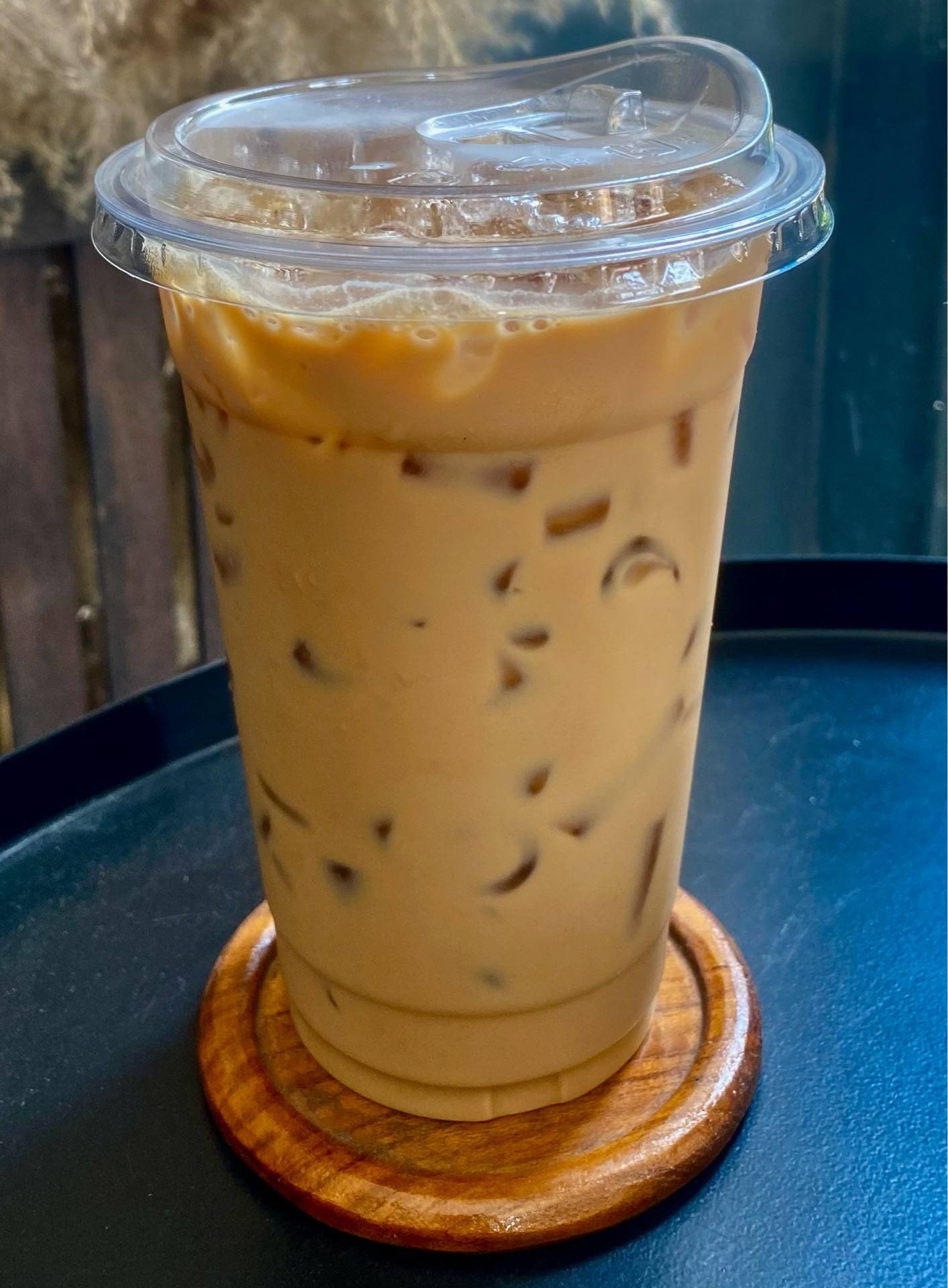 รีวิว Mellow Coffee’ กิ่งแก้ว 43 (อยู่ติดกับร้านซ่อมมอเตอร์ไซค์) - มีความหอมของกาแฟ