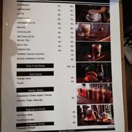 รูปป้ายหรือสมุดเมนู ของร้าน Embassy Coffee