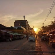 รูปทั้งหมดร้าน ไก่ทอดใบไม้คลอง6 fromhell