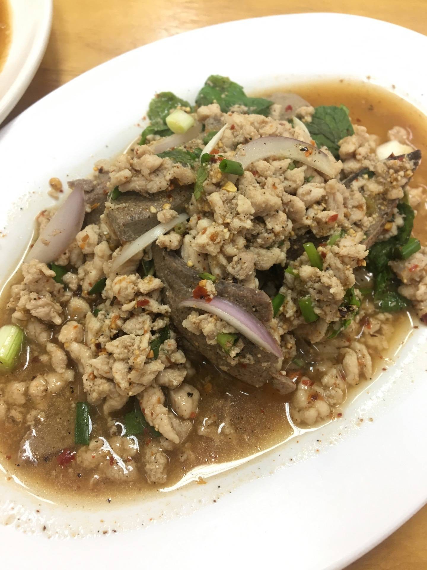 รีวิวที่แนะนำ ลาบหมุ