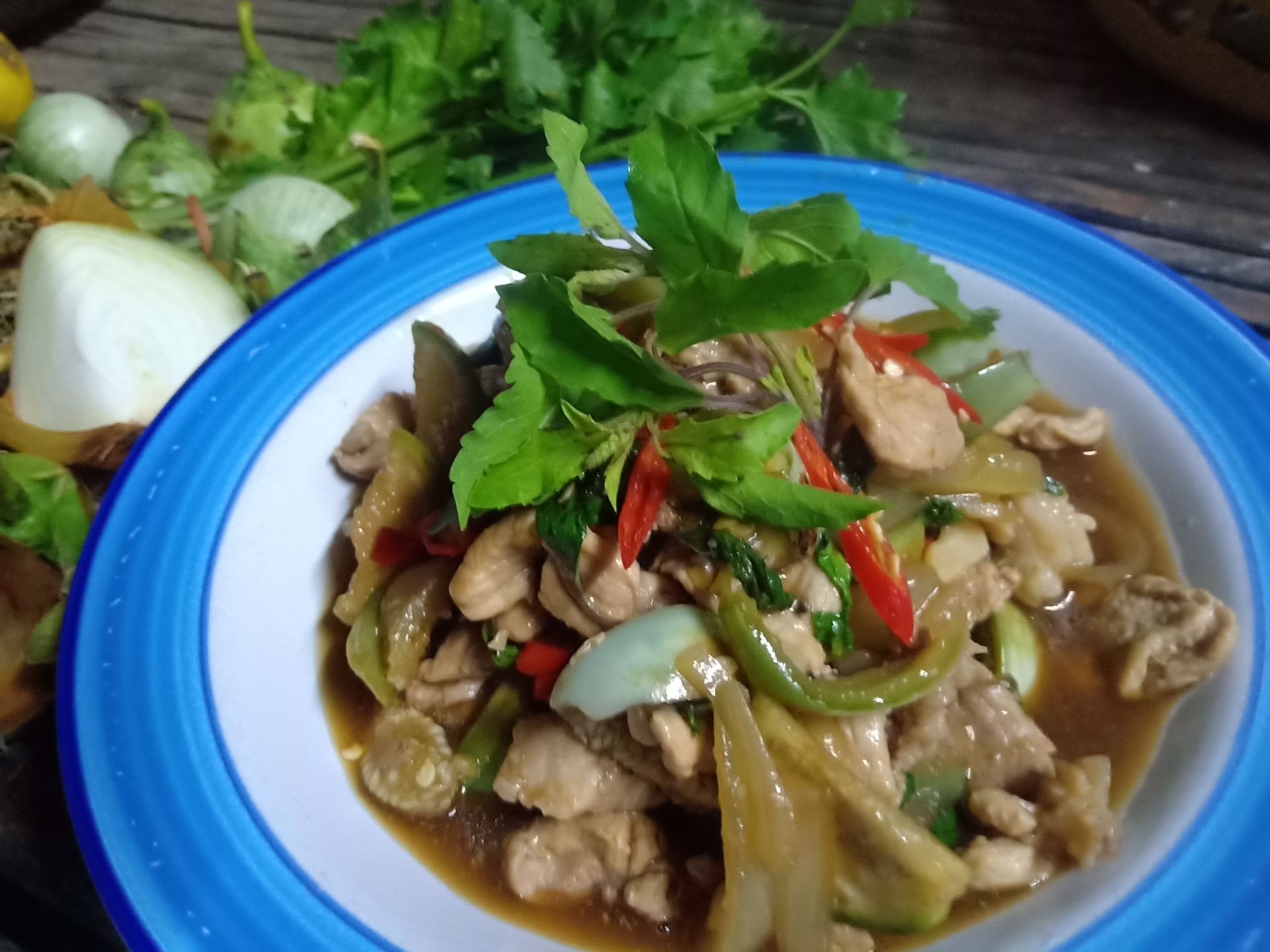 สูตร กะเพราอ่อนหวาน เบาเค็ม เต็มๆกับสุขภาพที่ดี 🍛🐖 พร้อมวิธีทำโดย Ploy Ploypailin Sjtpj ...