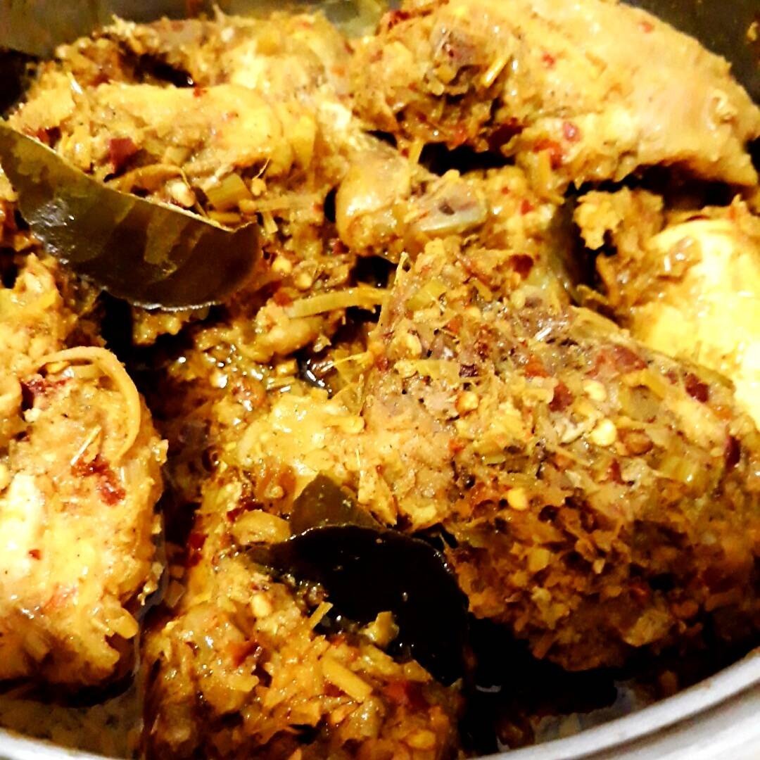 สูตร ไก่นึ่งสมุนไพร Gai Neung Samun Prai (Steamed Chicken With Herbs ...